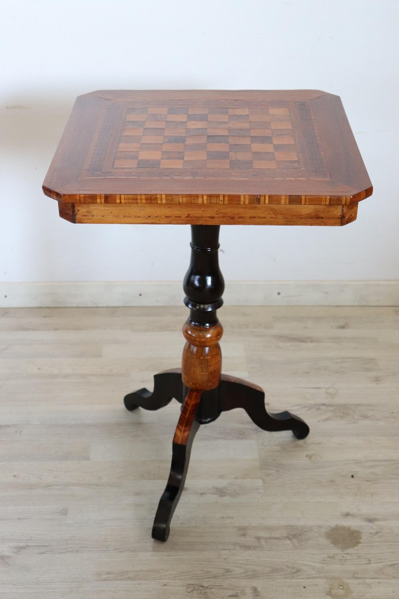 19th Century Italian Louis Philippe Inlay Walnut Chess Table or Side Table