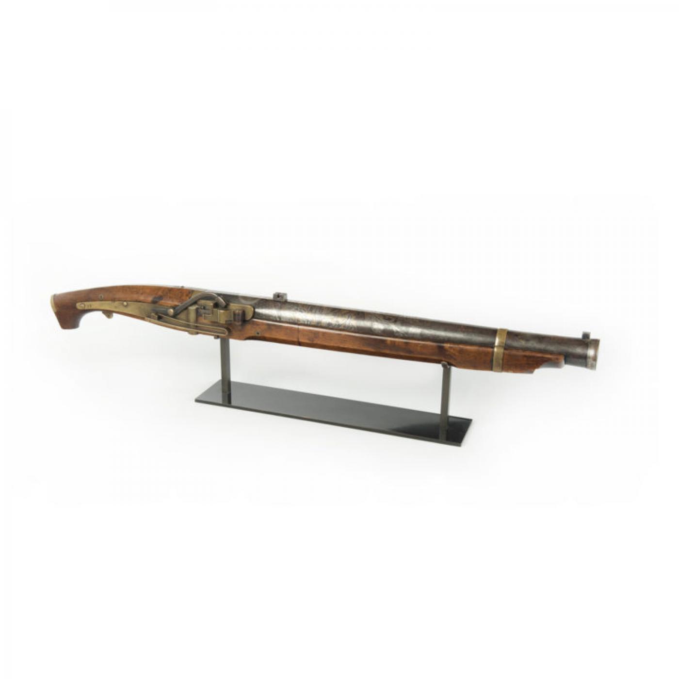 A massive Japanese hand cannon ‘Ozutsu Teppo’ of the Tazuke-Ryu School