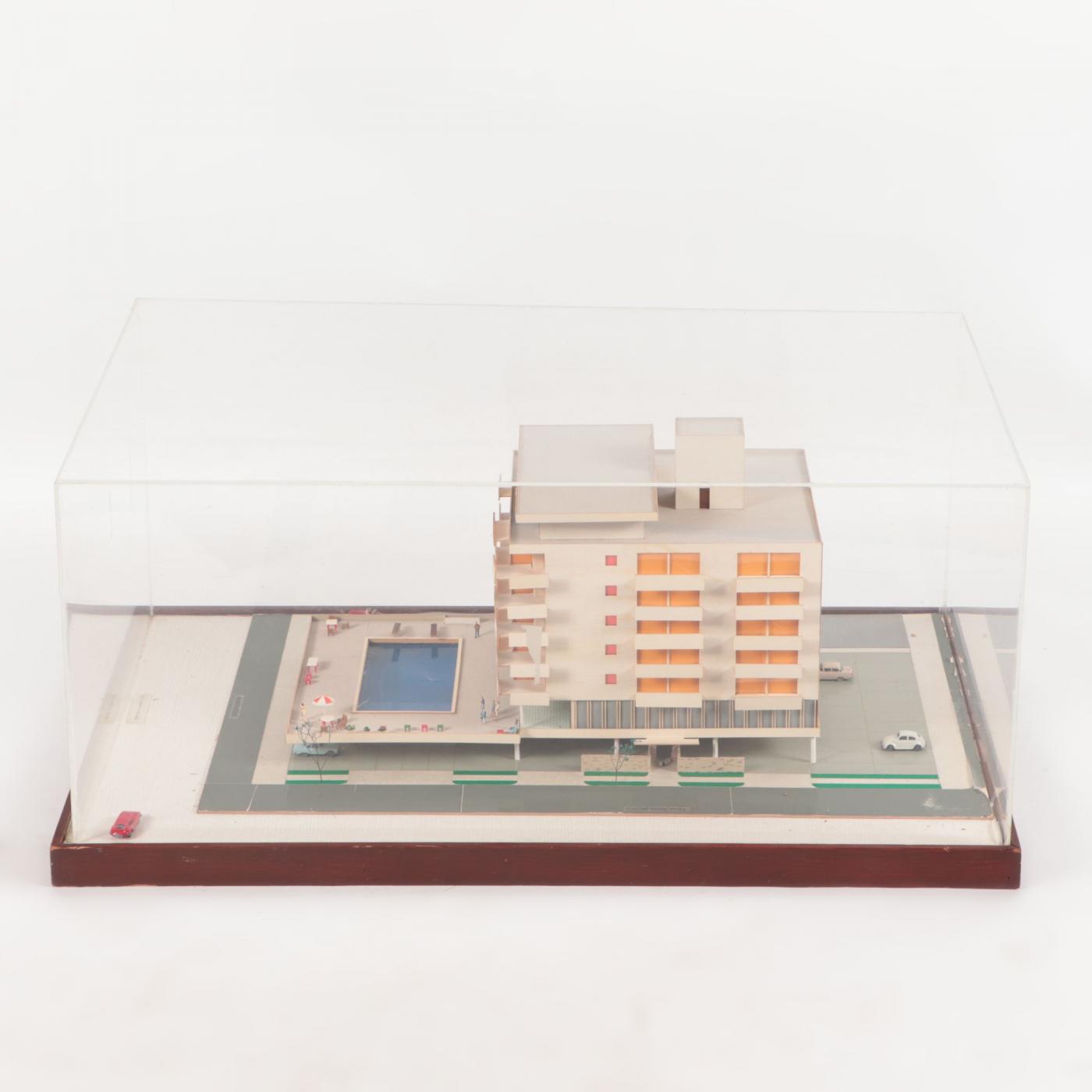 A mid century modern Architectural Model of an Atlantic City hotel ...