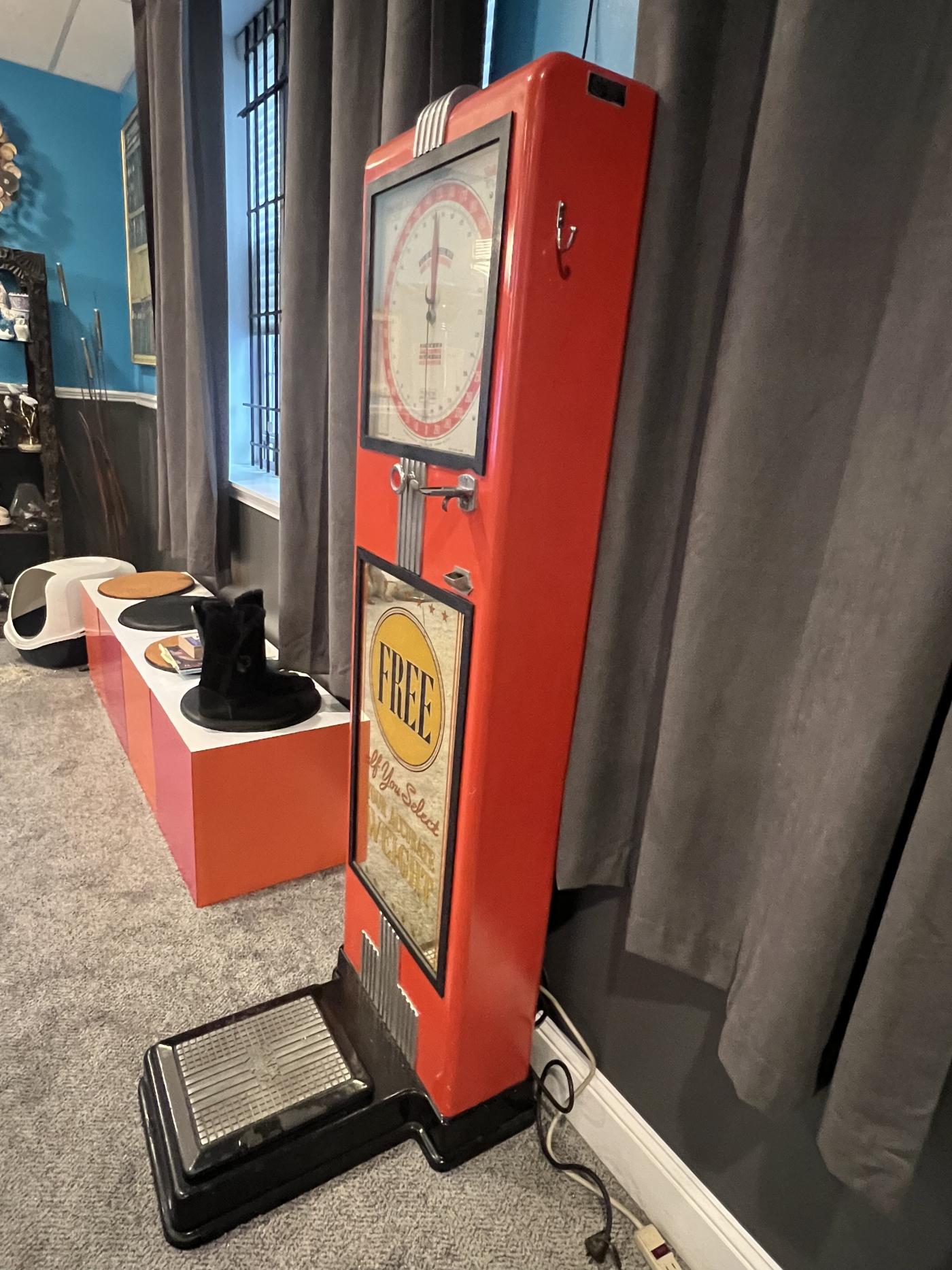 AMAZING ILLUMINATED ART DECO SCALE WITH INCREDIBLE GRAPHICS