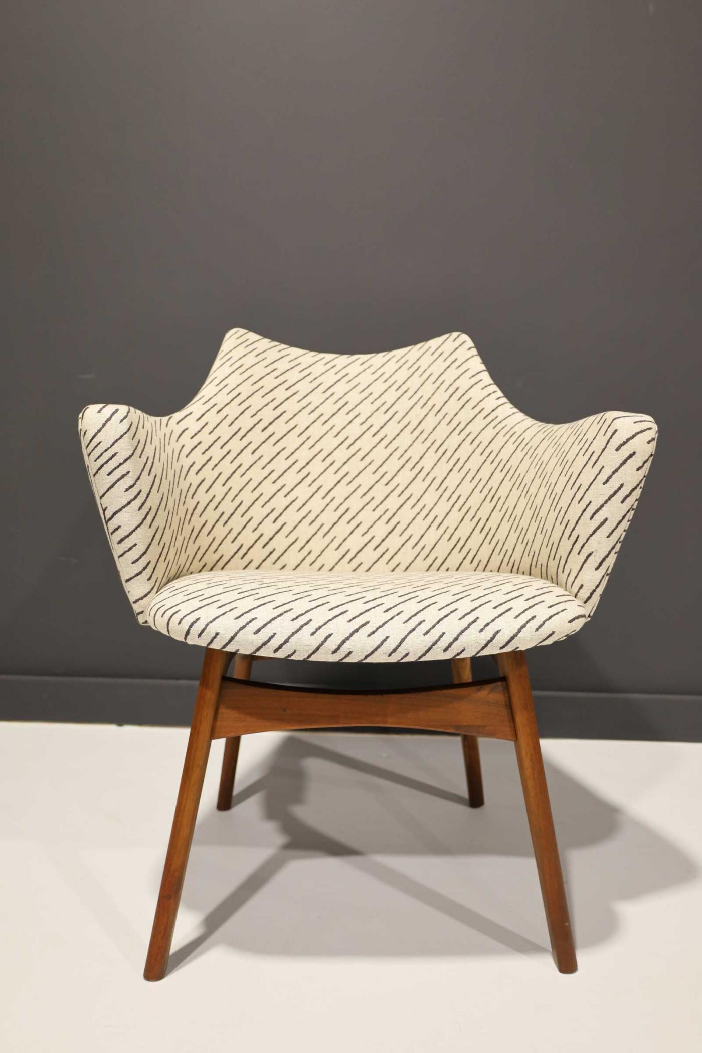 Adrian Pearsall - Adrian Pearsall Dining Chairs in Kelly Wearstler ...