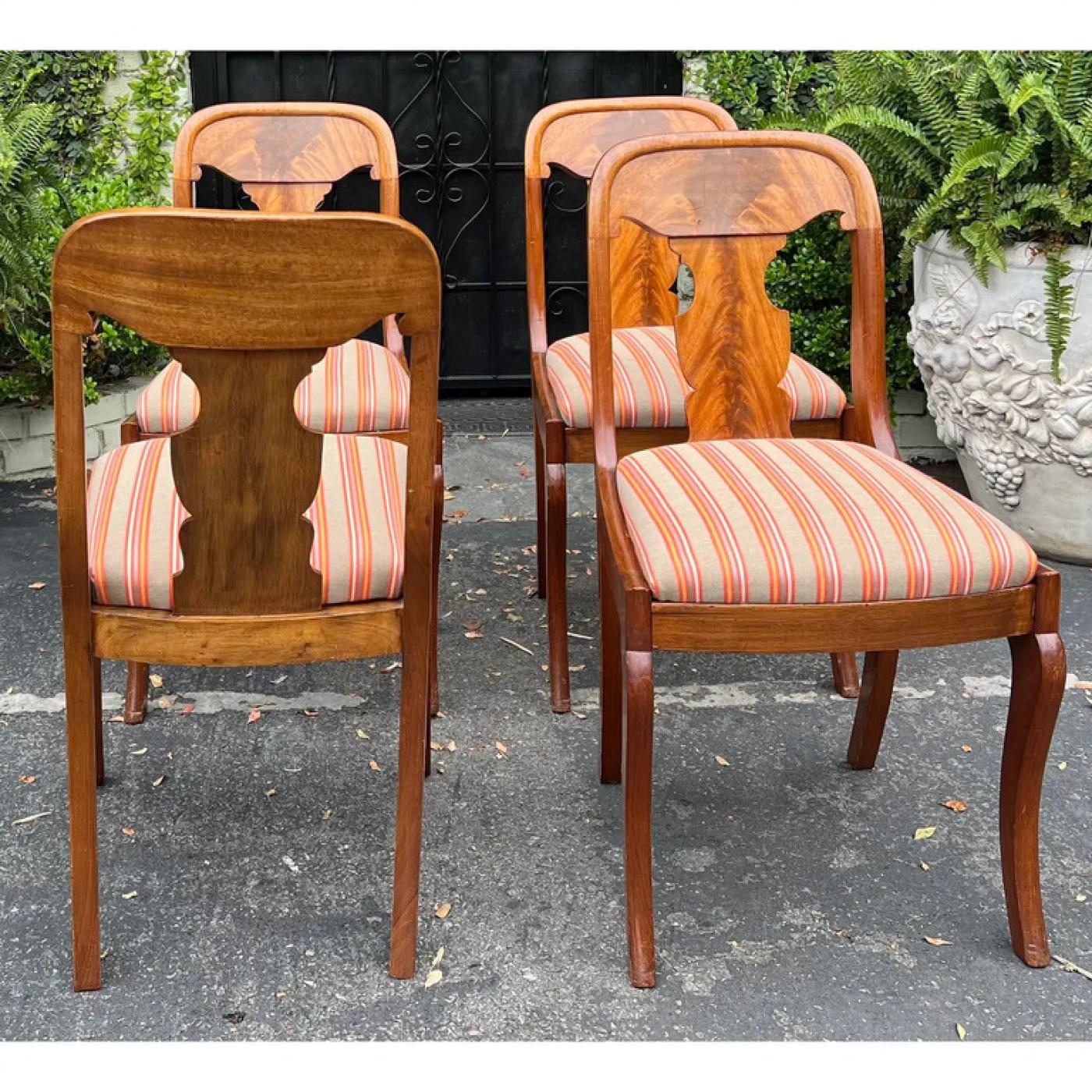 Antique American Empire Flame Mahogany Spoon Back Dining Chairs - Set of 4