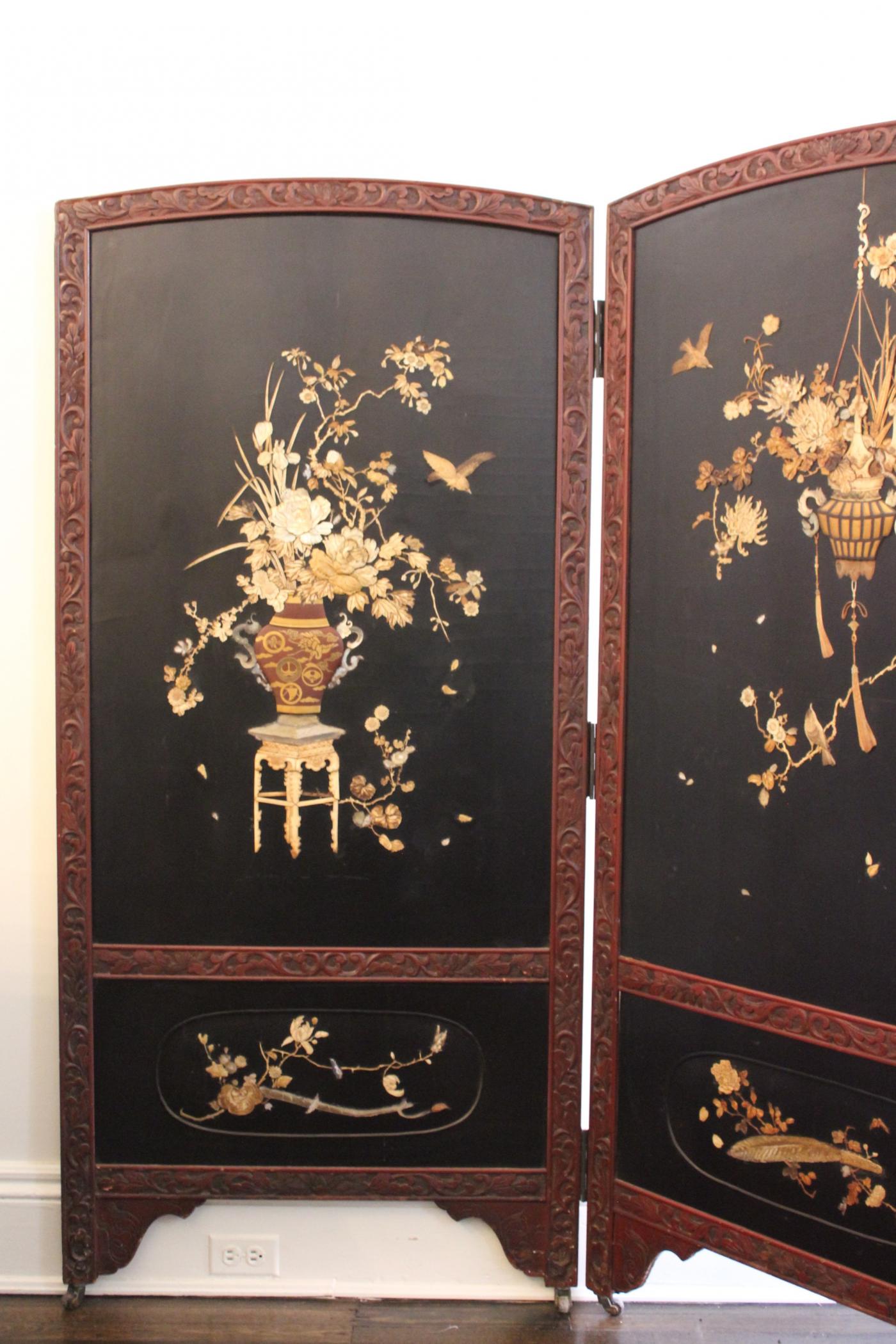 Antique Japanese Black Lacquer Screen