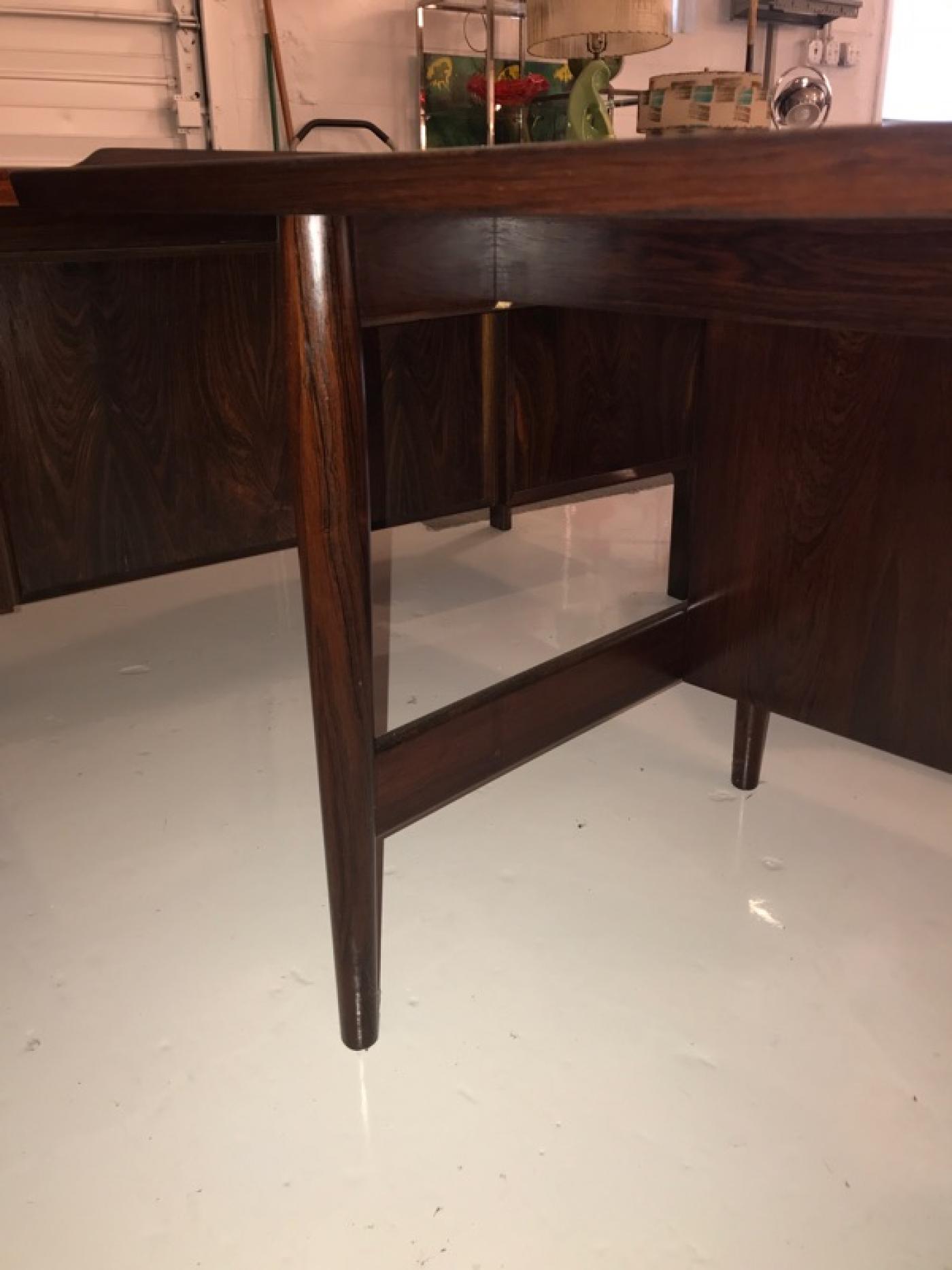 Arne Vodder - Arne Vodder desk executive rosewood desk