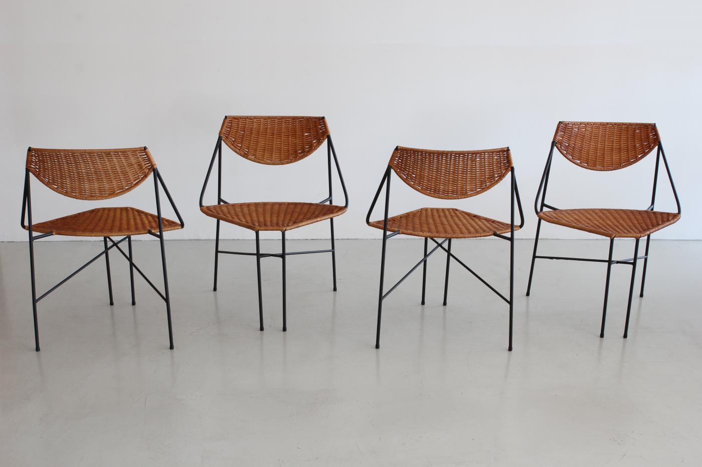 Arthur Umanoff - ARTHUR UMANOFF DINING TABLE AND CHAIRS