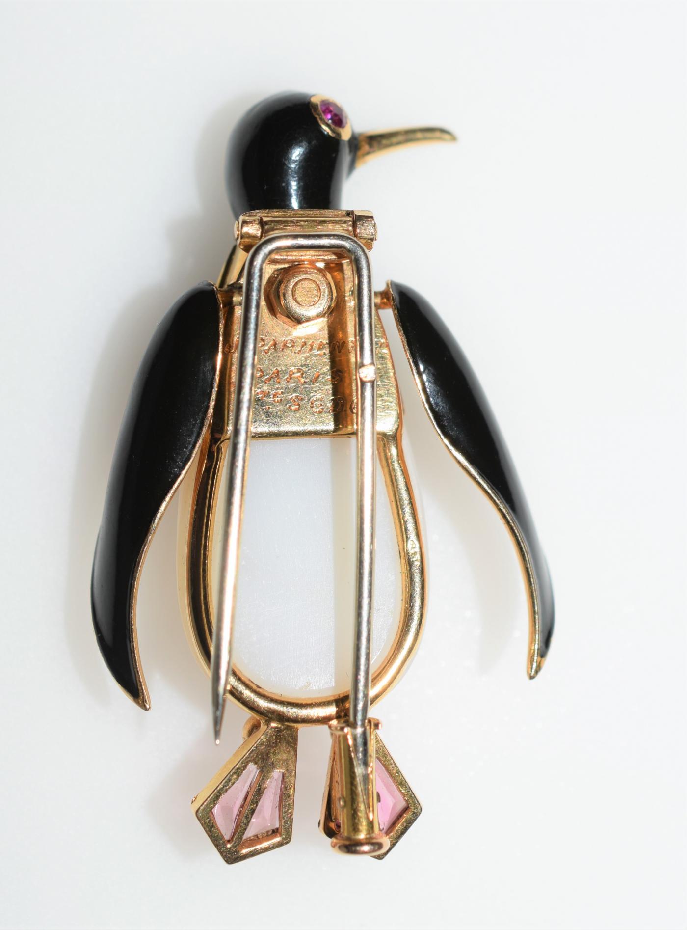 Articulated Penguin Brooch 18K Enamel and Agate