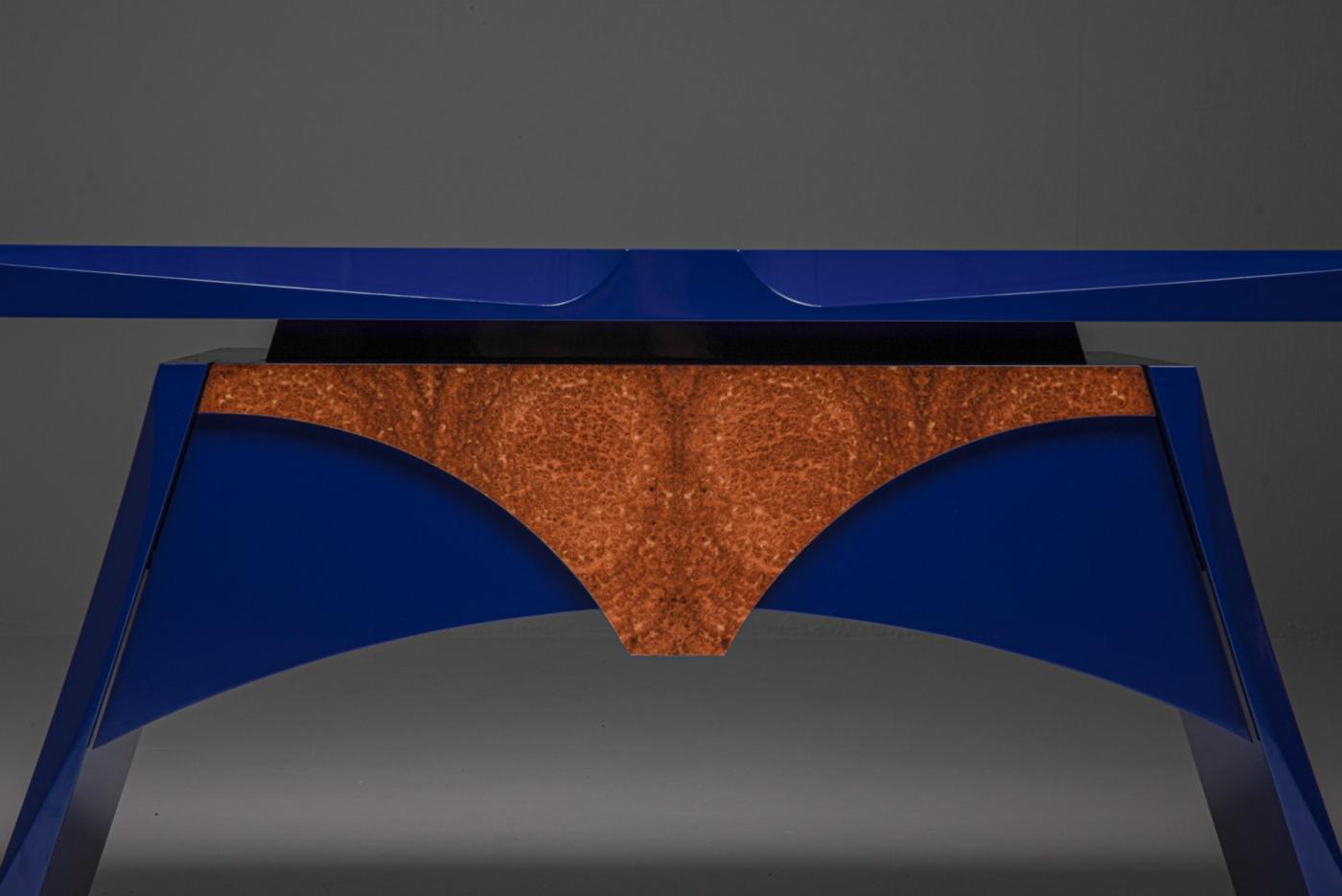 Blue lacquered console table - 1980's