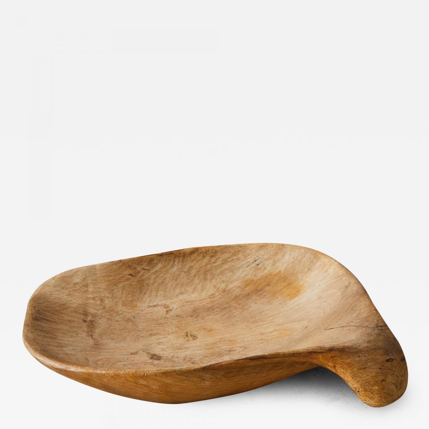 CARVED WOODEN DISH