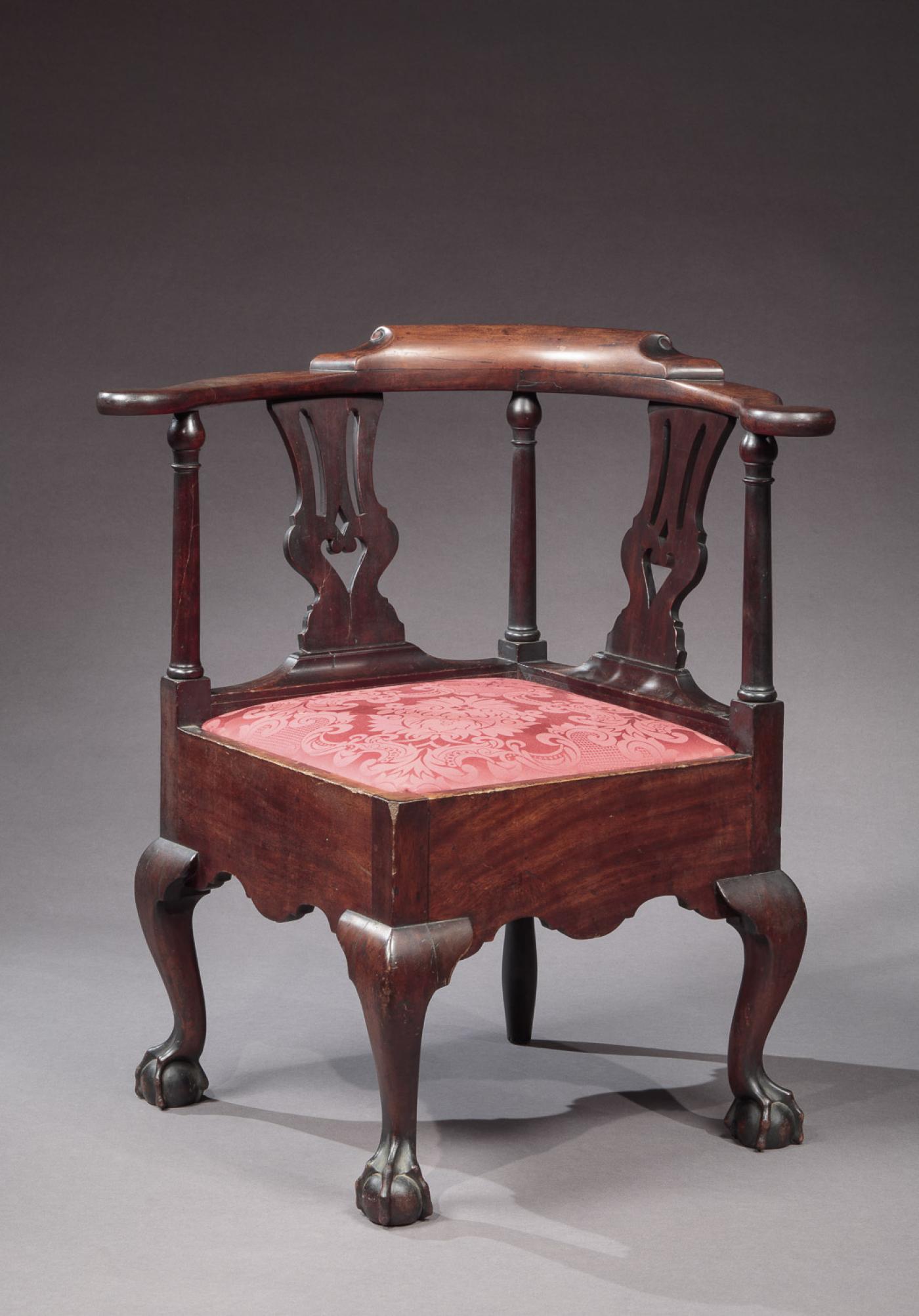 CHIPPENDALE CORNER CHAIR