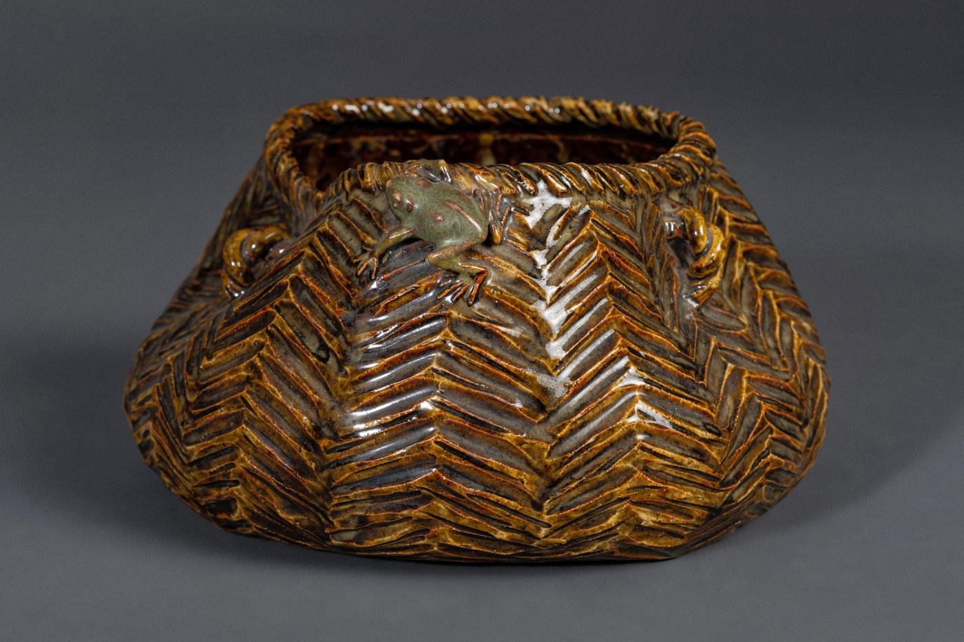 Ceramic Fishing Basket by Ito Tozan (1846-1920)