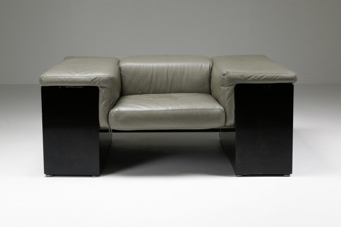 Cini Boeri - Post-modern Cini Boeri 'Brigadier' Lounge Chairs in ...