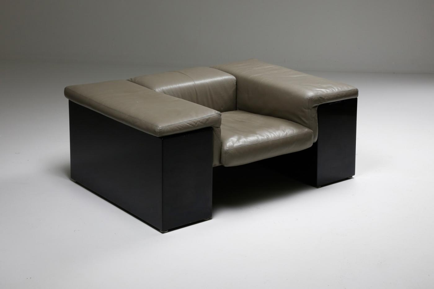Cini Boeri - Post-modern Cini Boeri 'Brigadier' Lounge Chairs in ...