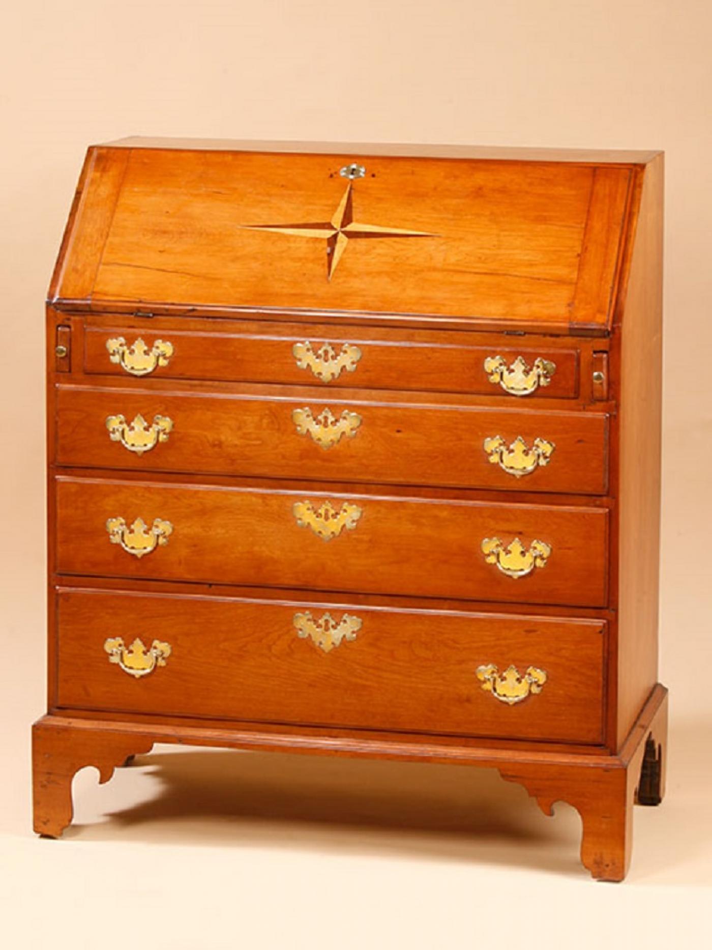 DIMINUTIVE QUEEN ANNE SLANT FRONT DESK INLAID WITH A MARINER’S STAR