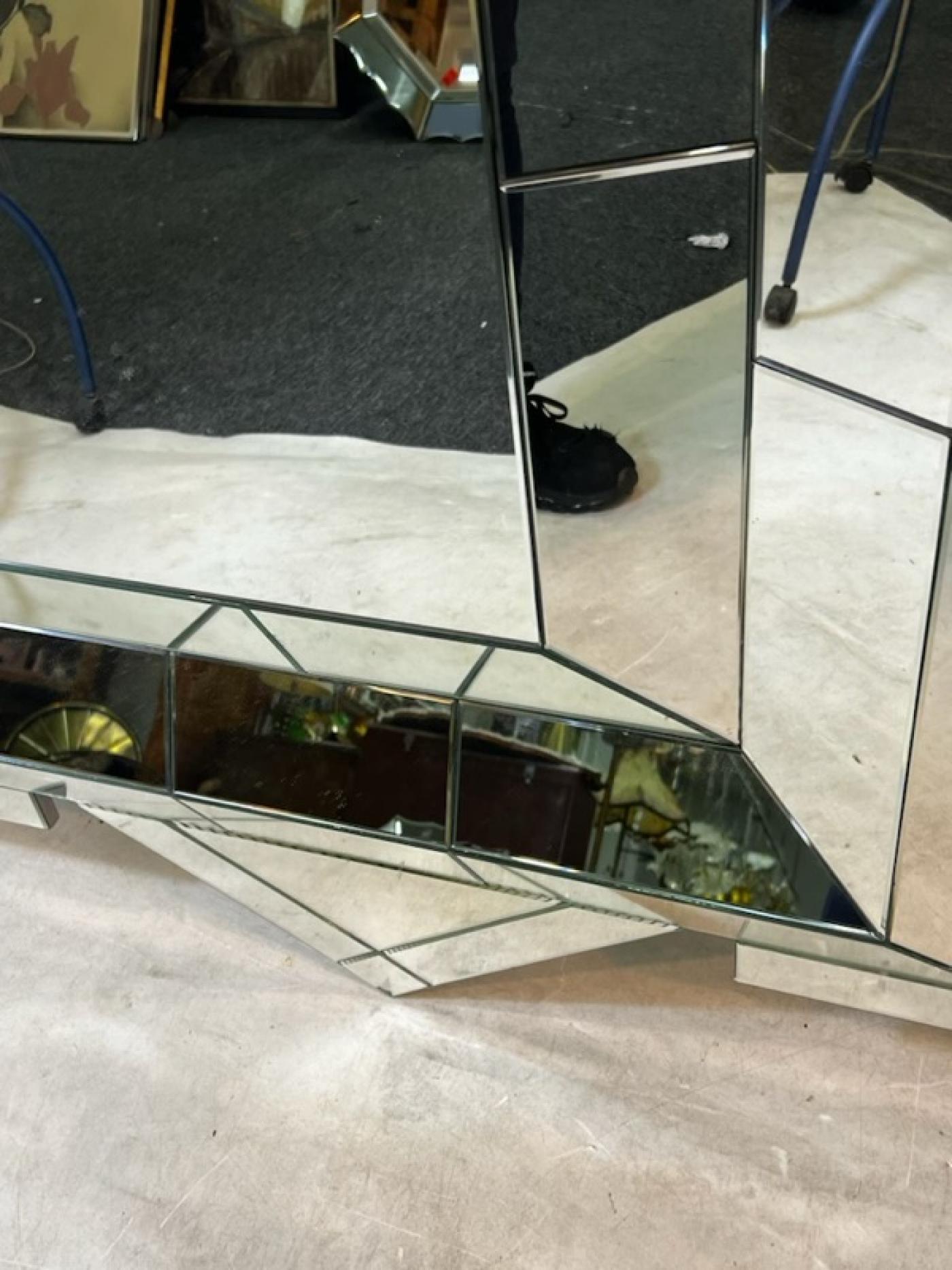 DRAMATIC MONUMENTAL MODERN FACETED MIRROR