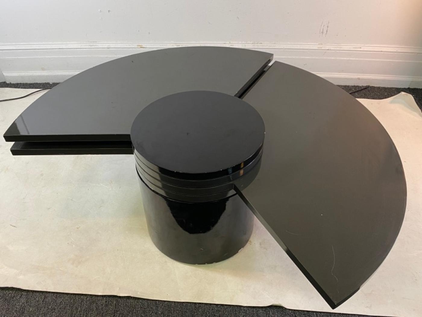 Dakota Jackson - REVOLVING MODERN LACQUERED COFFEE TABLE