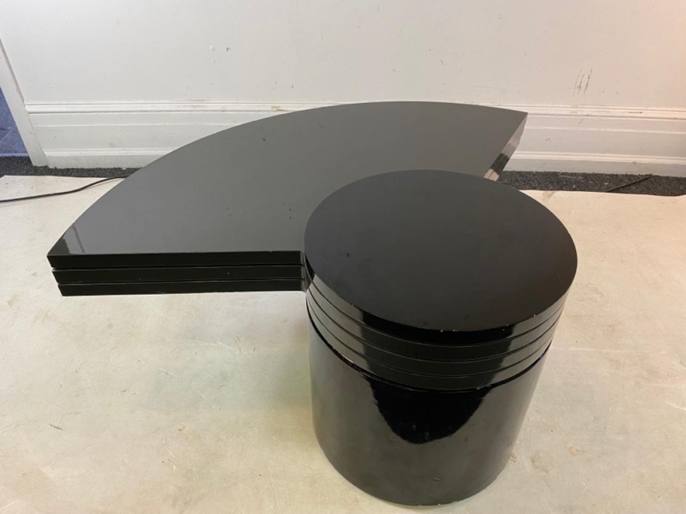 Dakota Jackson - REVOLVING MODERN LACQUERED COFFEE TABLE