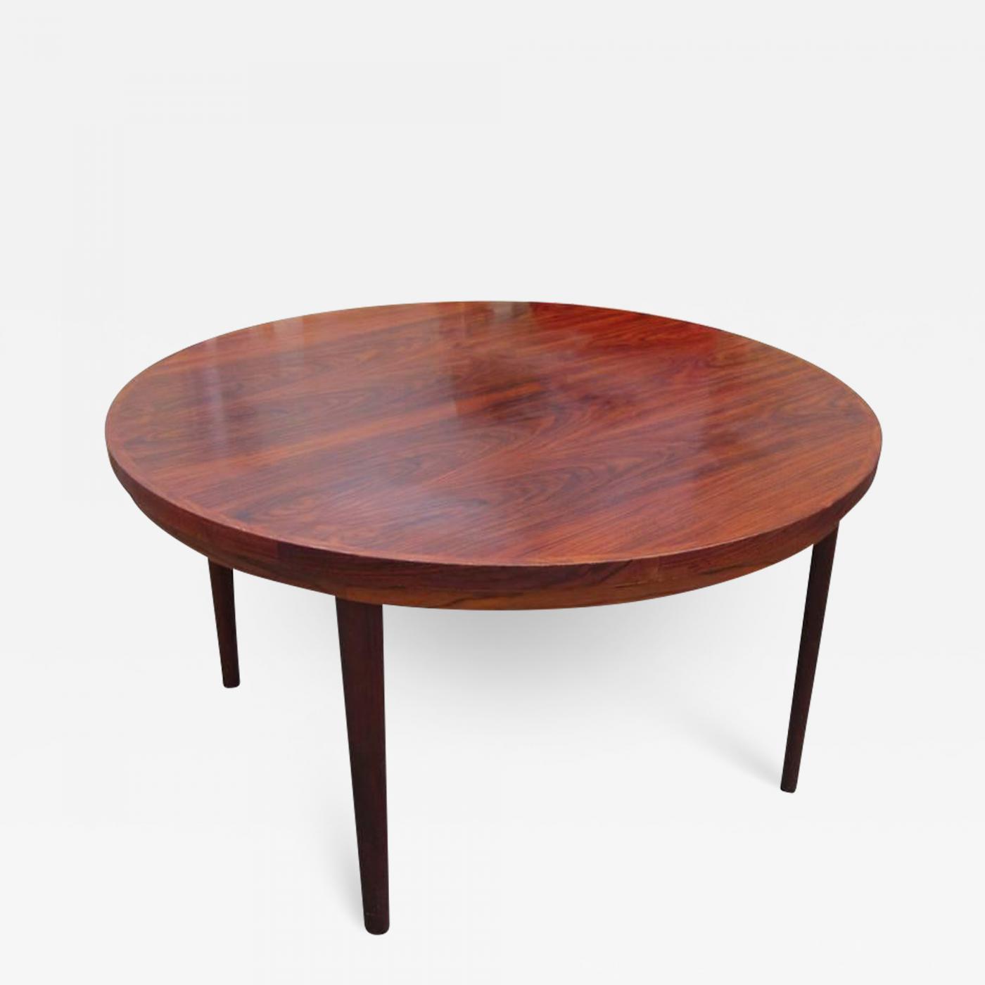 Danish Mid-Century Modern Rosewood Revolving Table