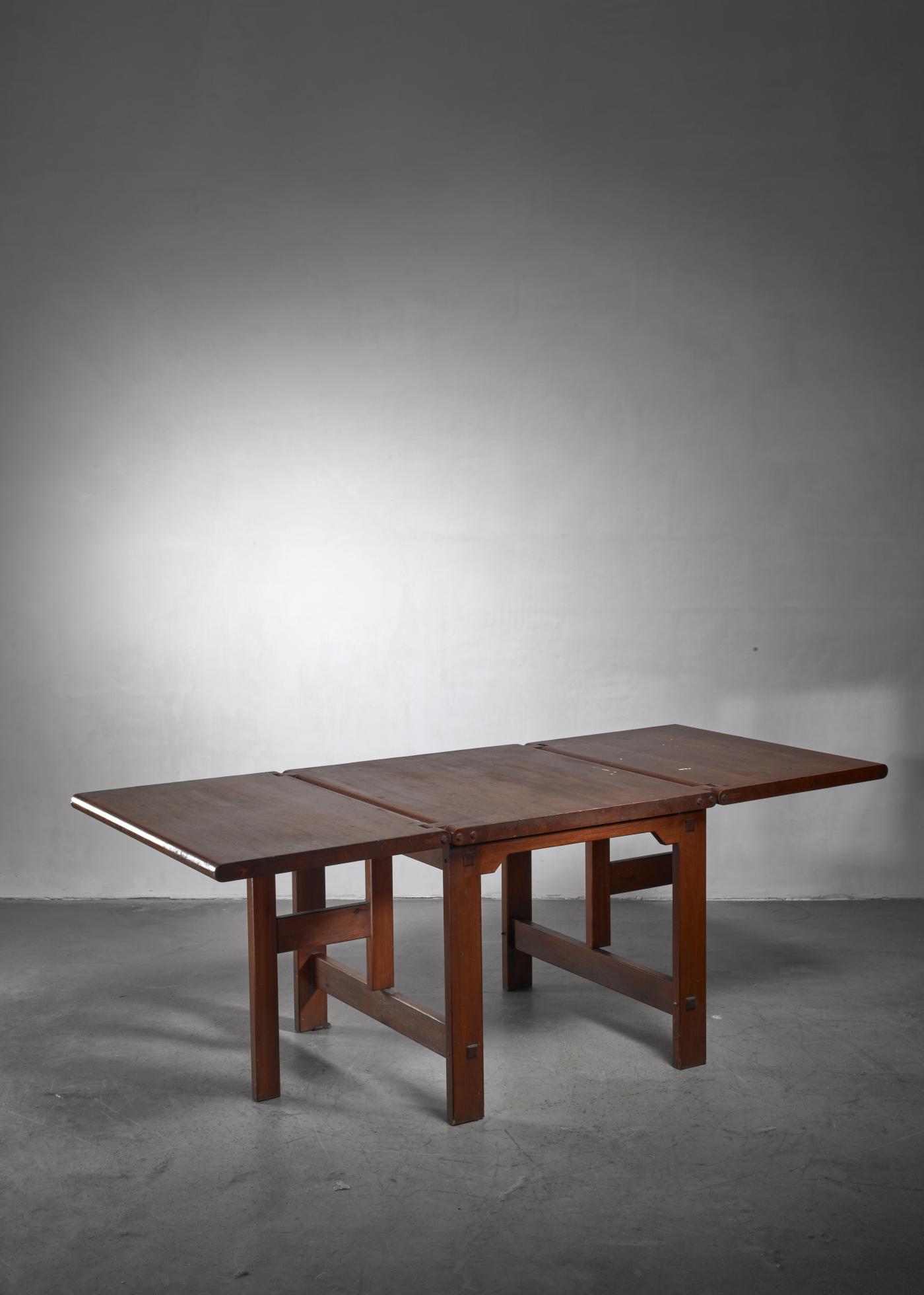 Drop-leaf dining table, Dutch design