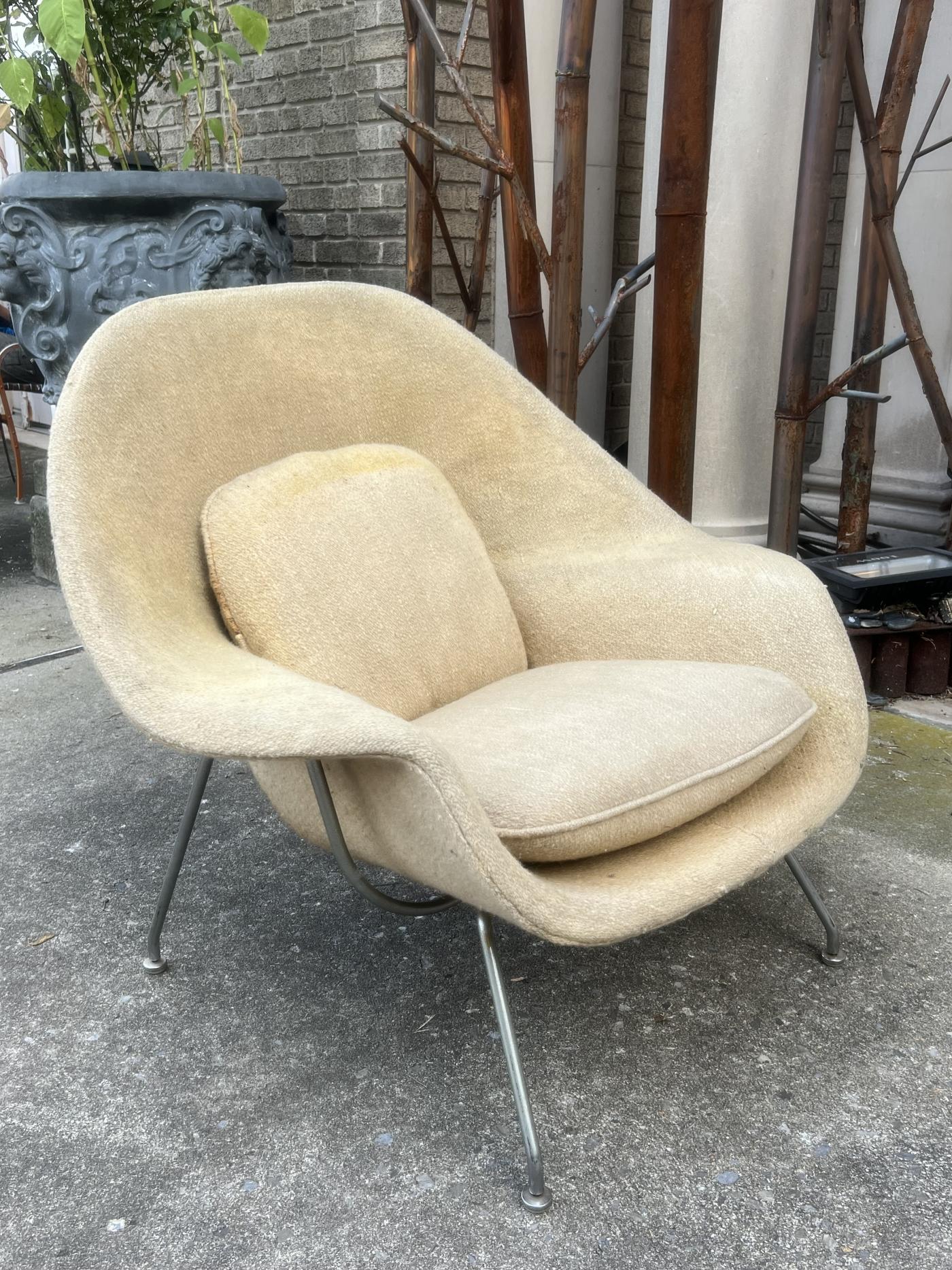 Eero Saarinen - ORIGINAL MID CENTURY ICONIC WOMB CHAIR BY EERO SAARINEN