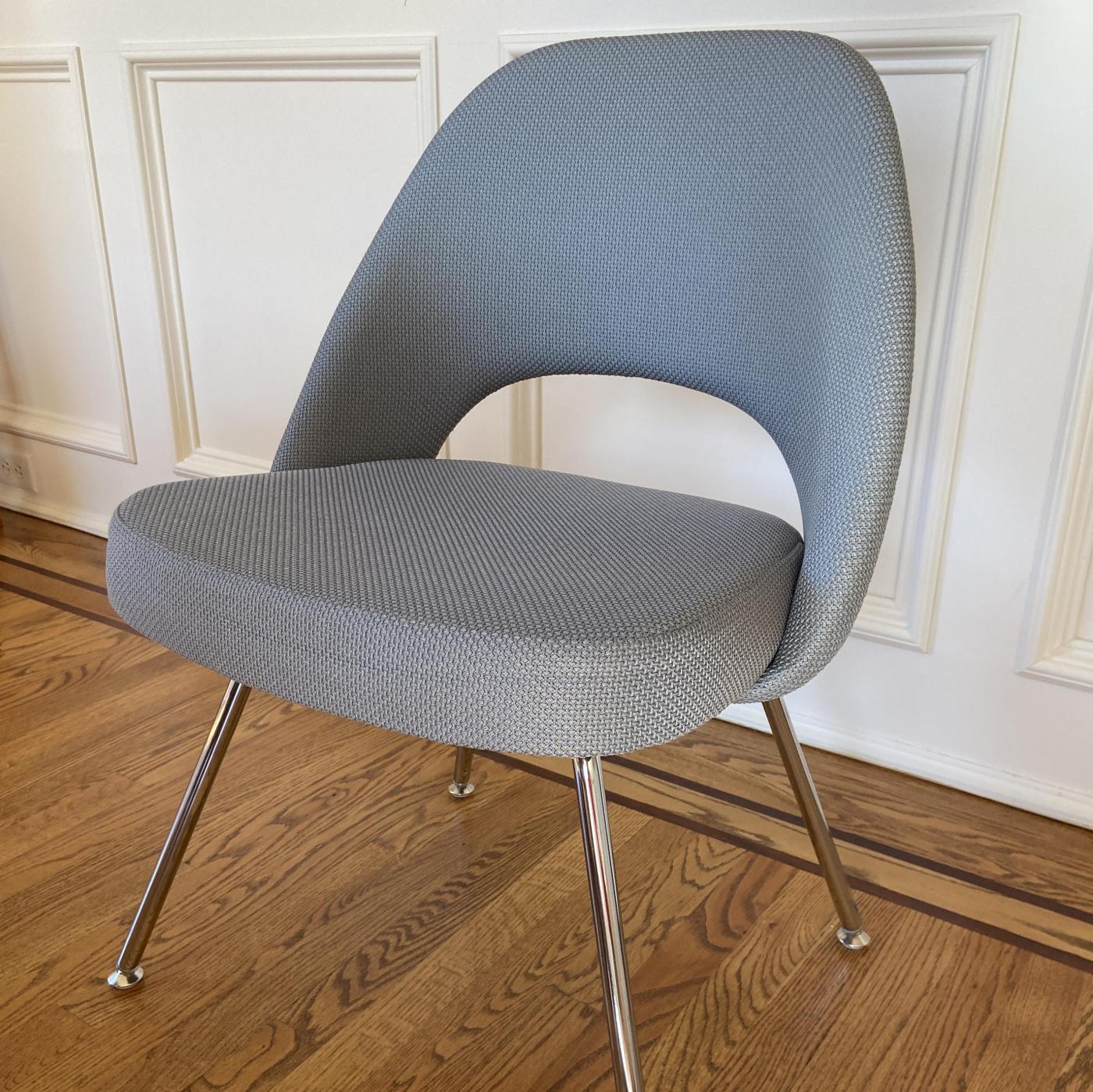Eero Saarinen - Saarinen Executive Armless Chair for Knoll in Gray ...