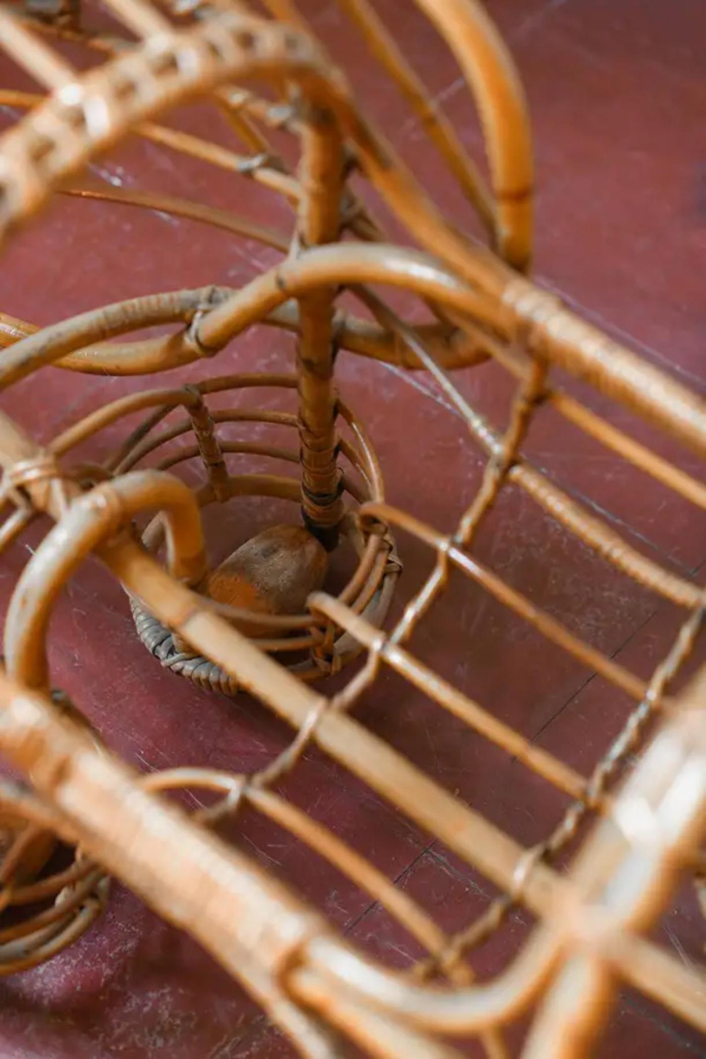 Elephant container in rush and leather with wooden wheels, 1970