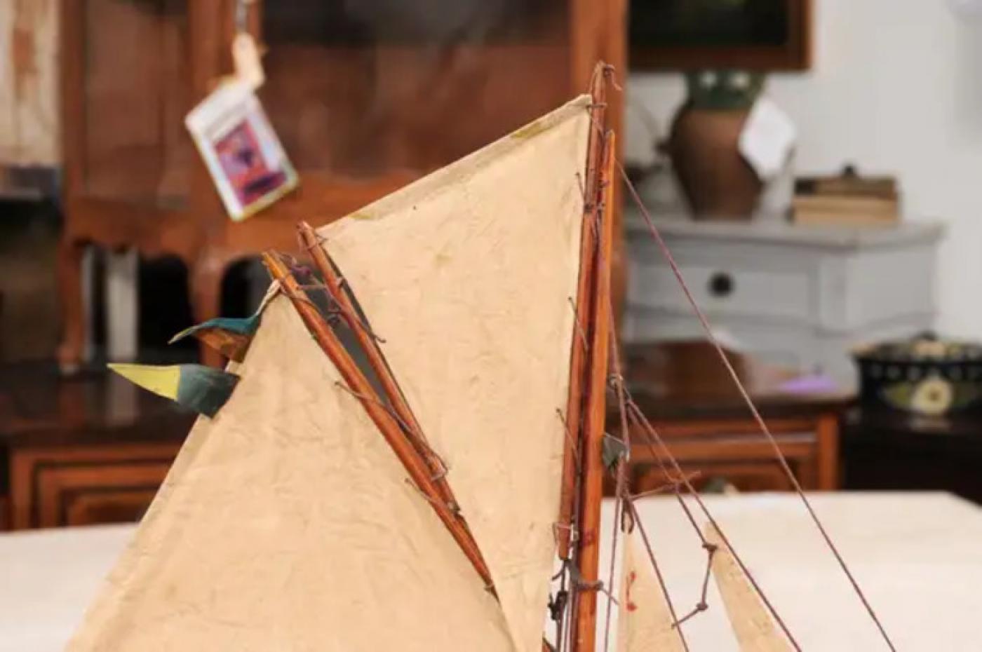 English 1920s Gaff Cutter Four Sail Pond Yacht on Stand with Solid Hull