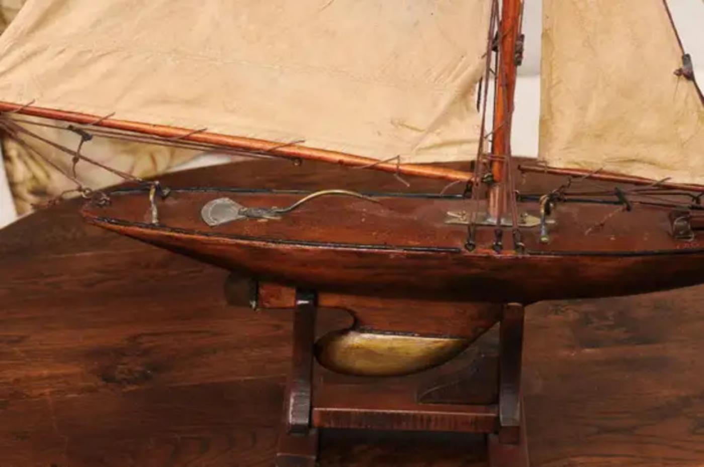 English 1920s Gaff Cutter Four Sail Pond Yacht on Stand with Solid Hull