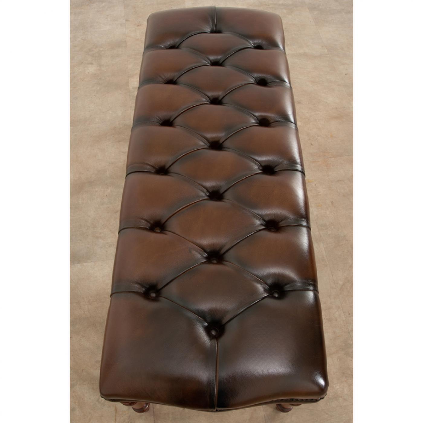 English Early 20th Century Tufted Leather Bench