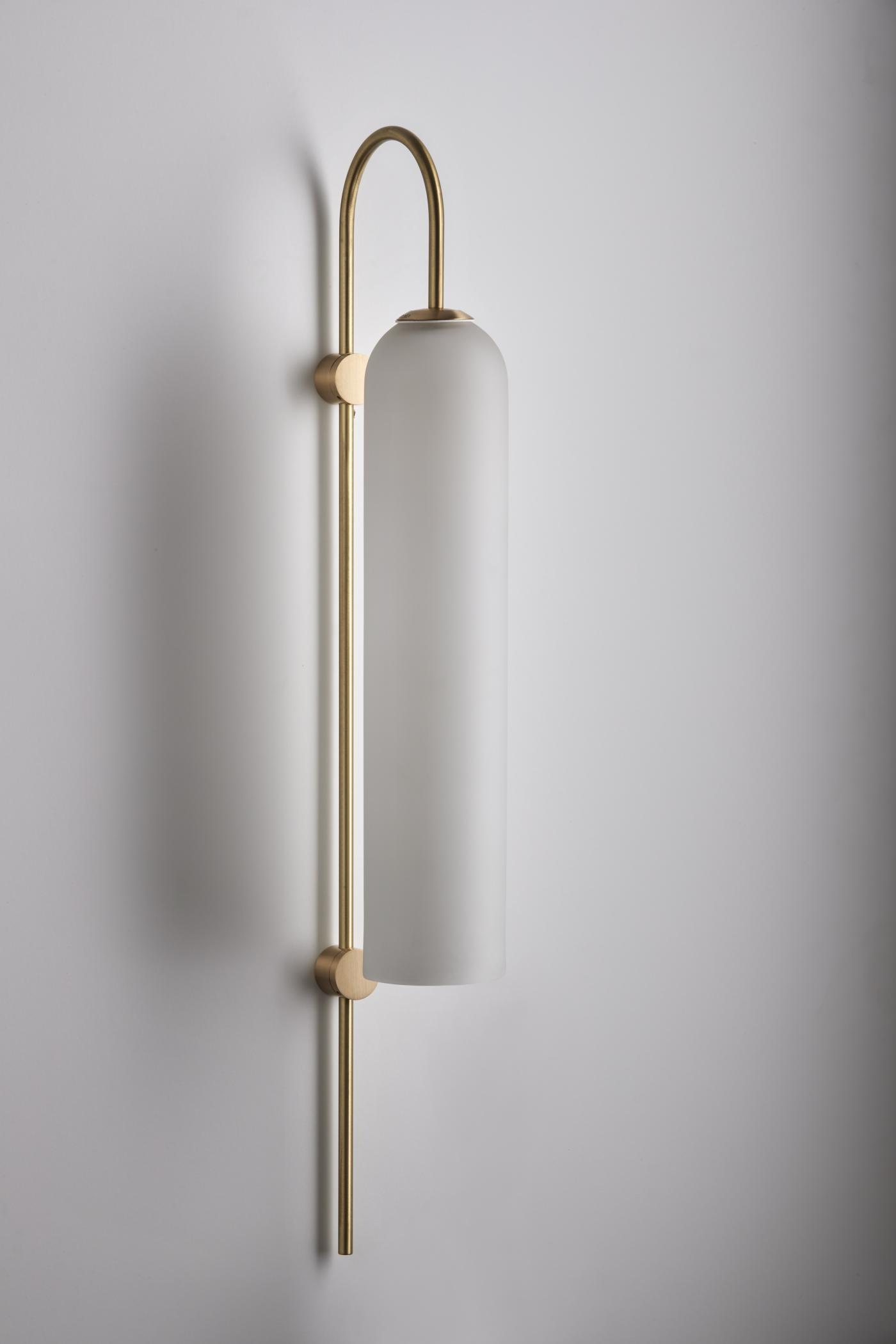 Articolo Lighting - Float Glide | Wall Sconce