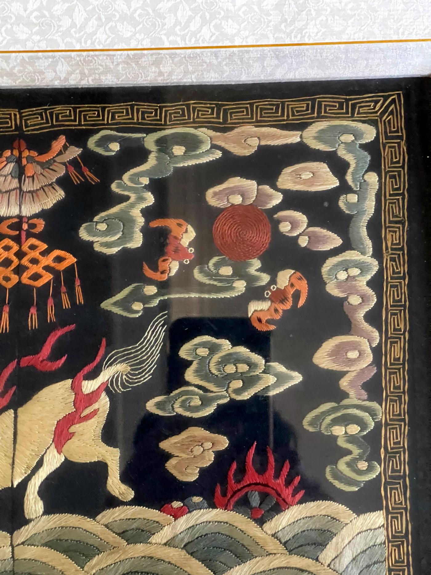 Framed Chinese Qing Dynasty Embroidered Ninth Military Rank Badge