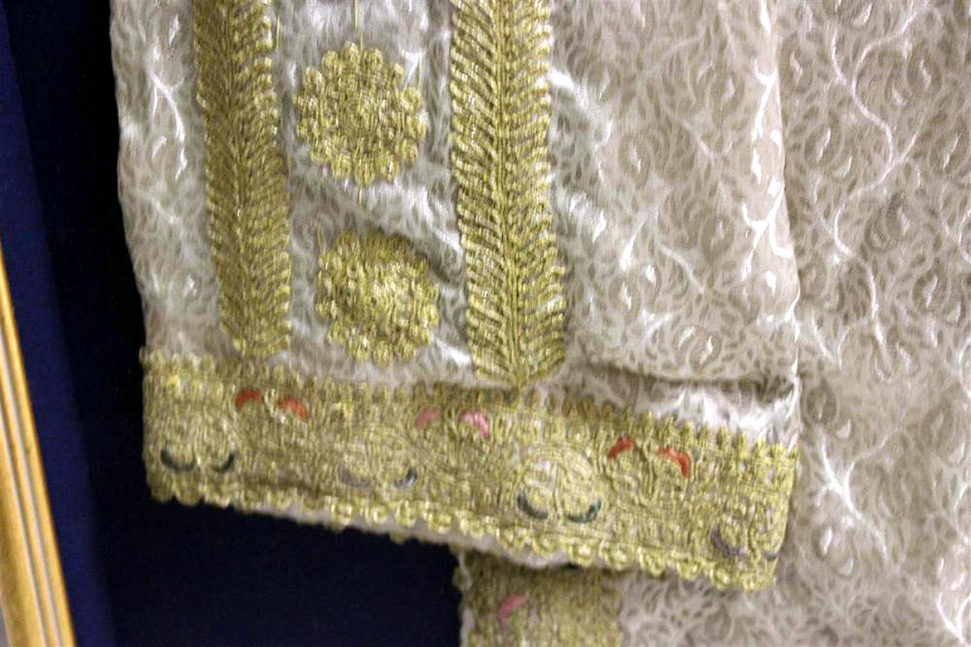 Framed Ottoman Coat with Metallic Thread Embroidery