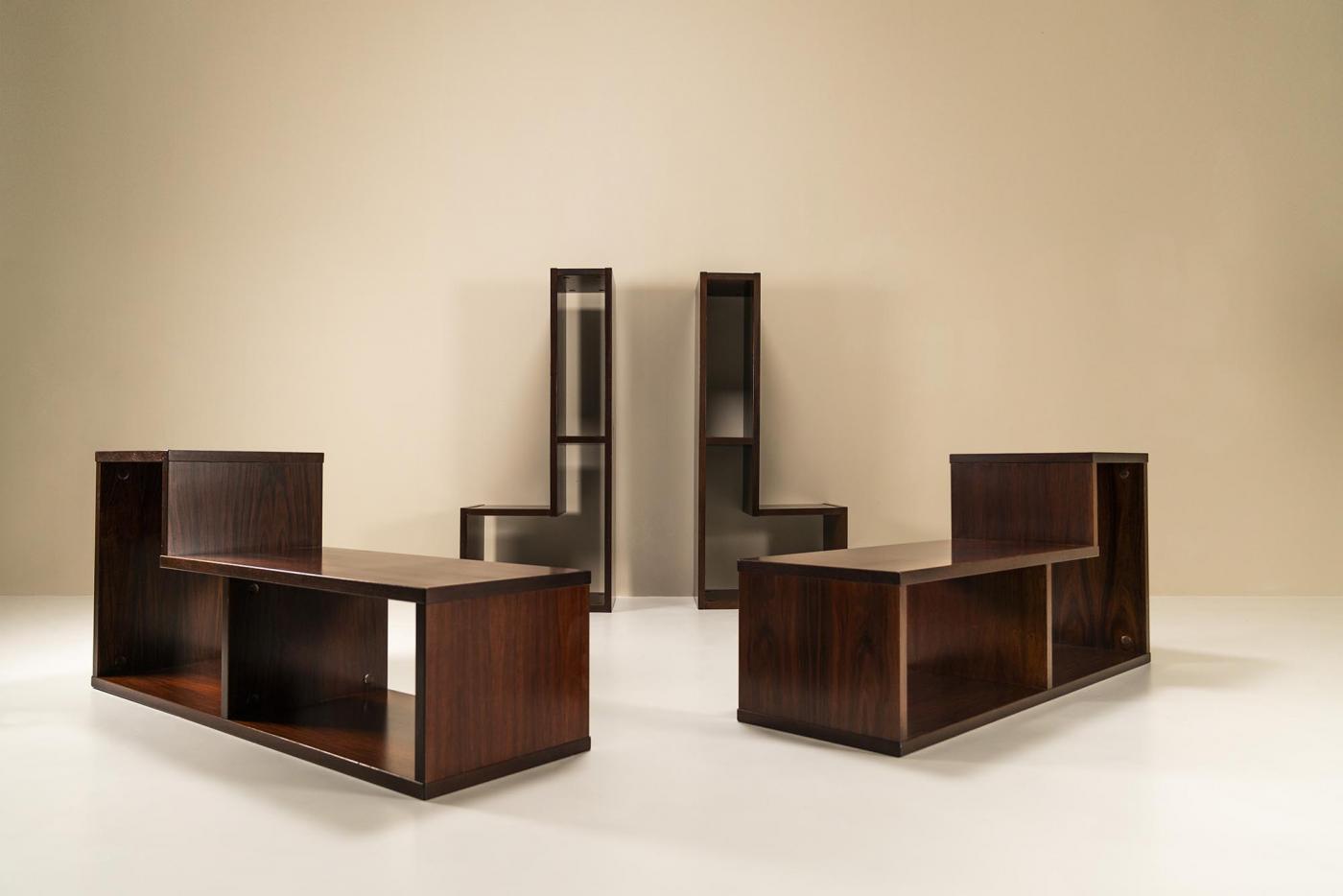 Free Standing Italian Modular Wall Unit Bookcase Veneered, Italy 1970s.