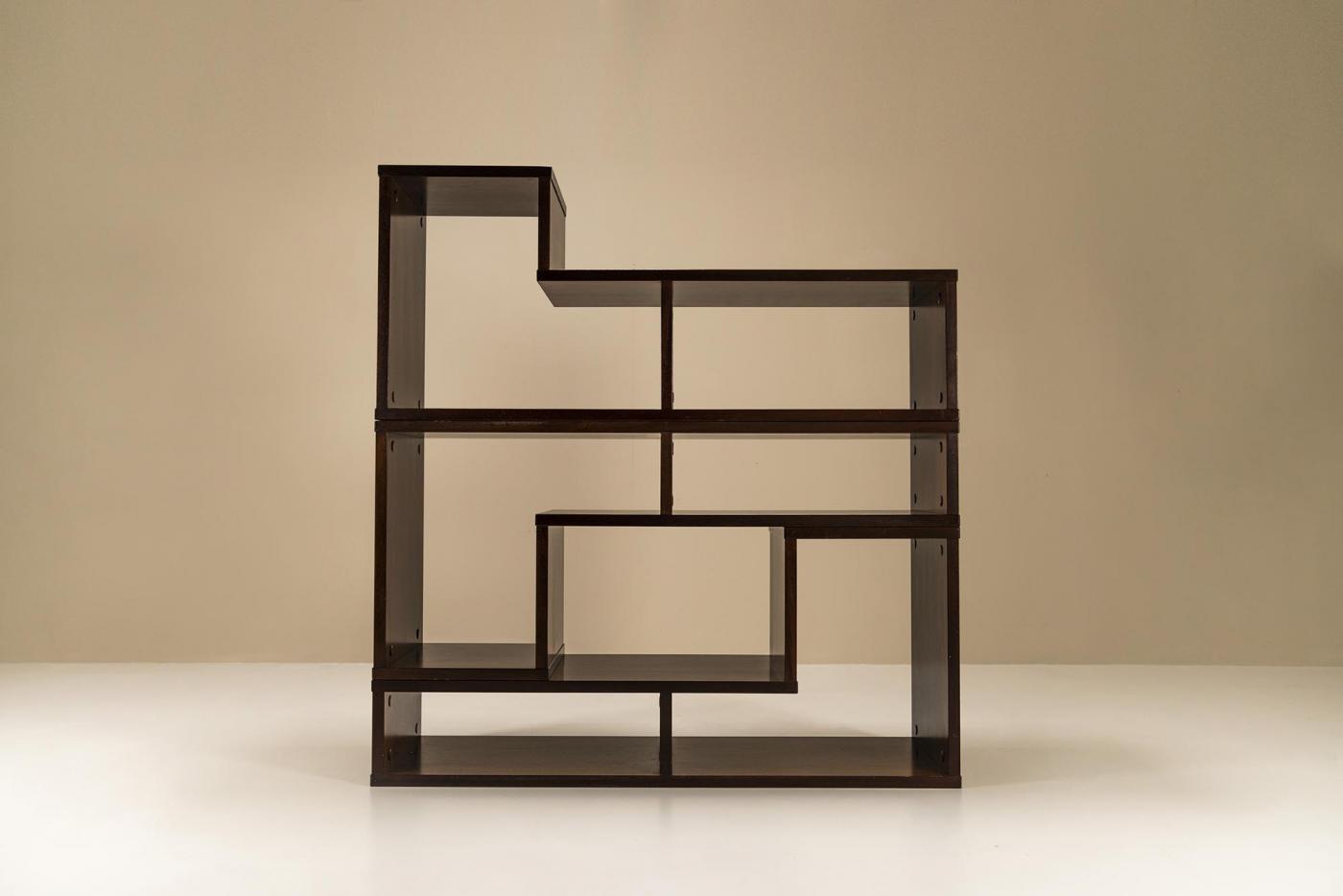 Free Standing Italian Modular Wall Unit Bookcase Veneered, Italy 1970s.