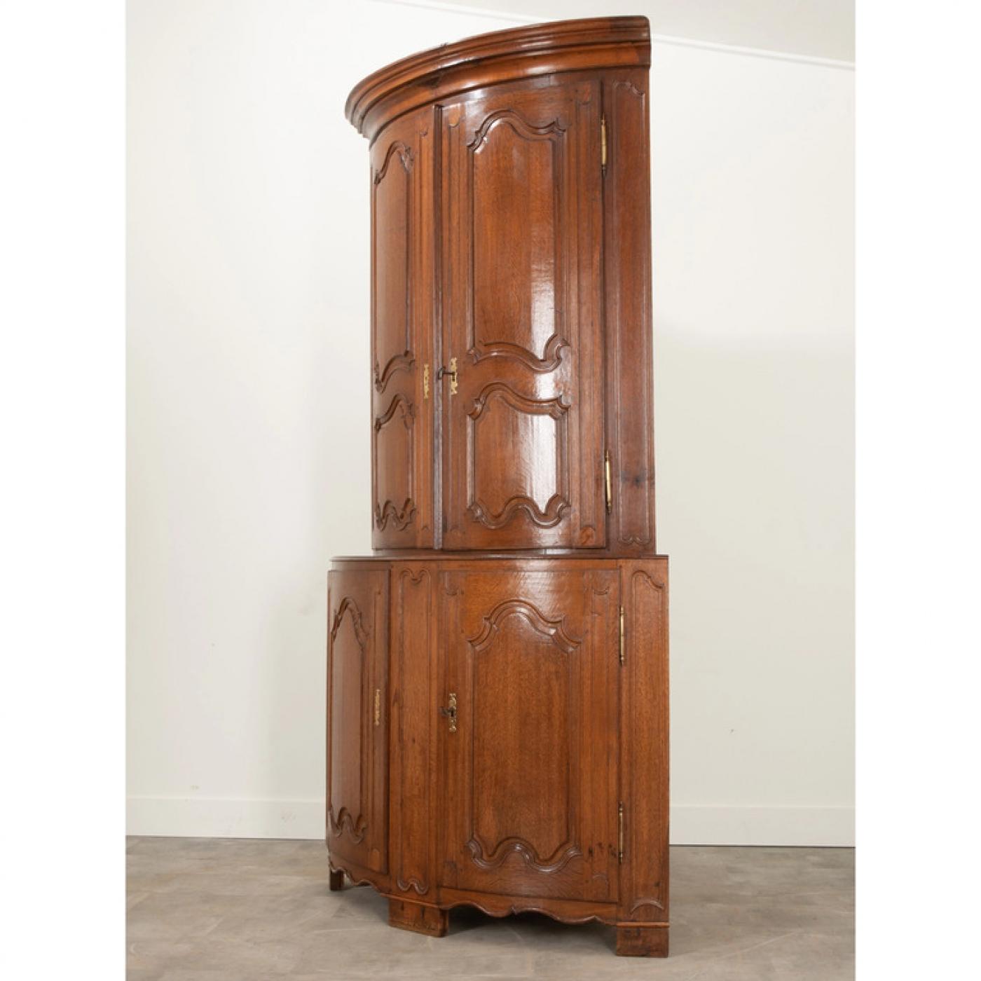 French 19th Century Solid Oak Corner Buffet a deux Corps