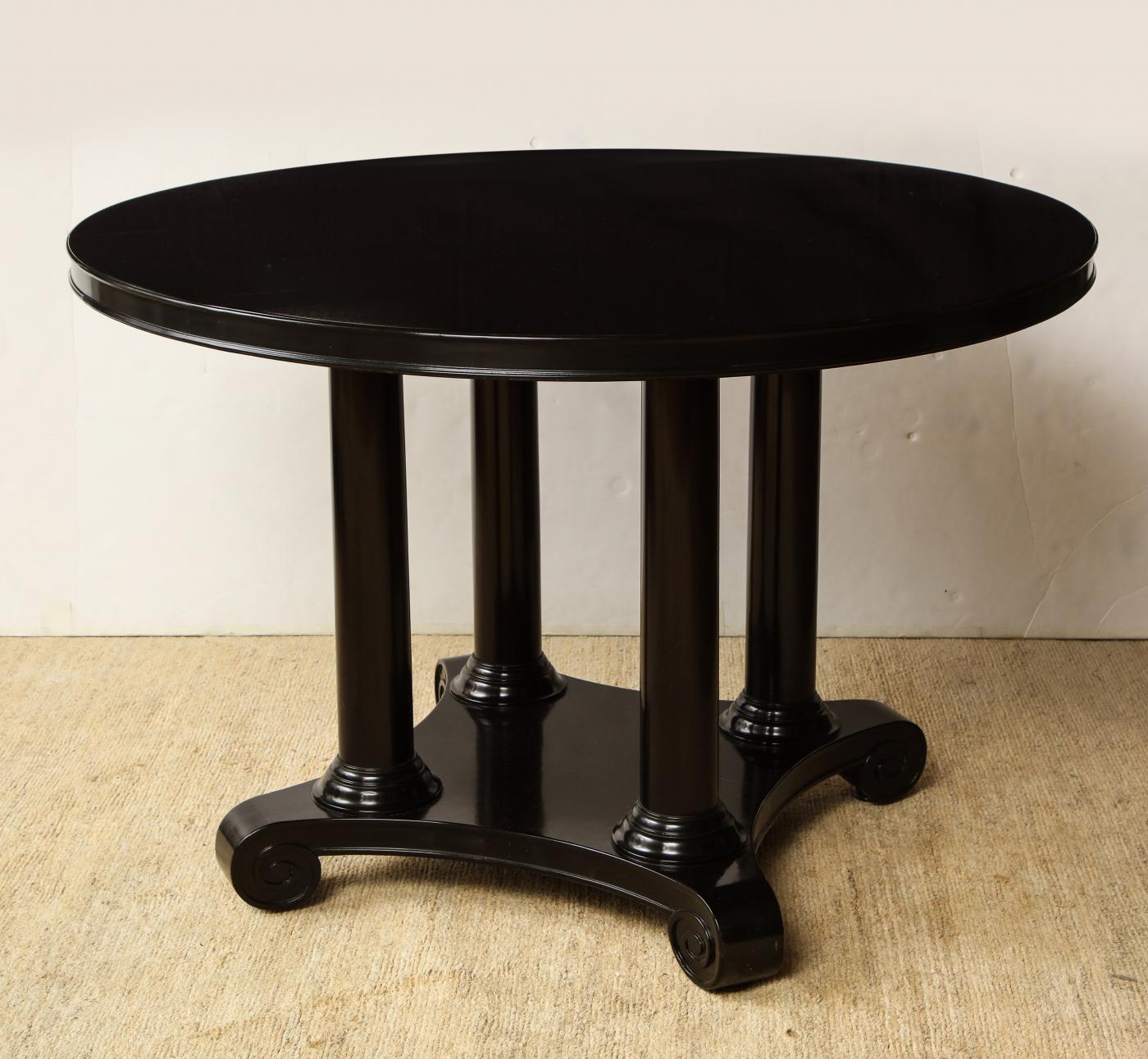 French Column Base Table