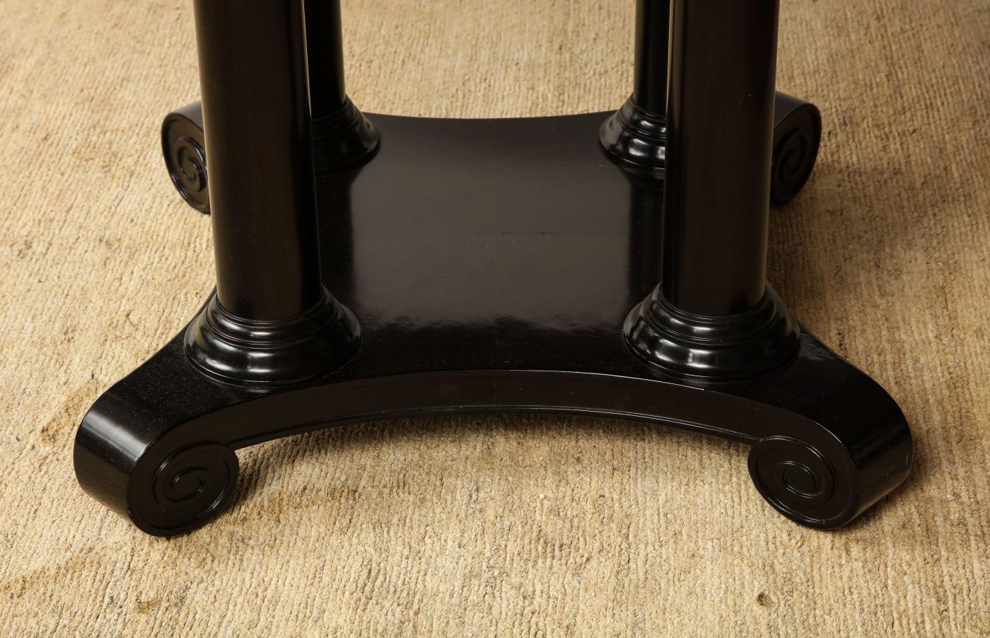 French Column Base Table