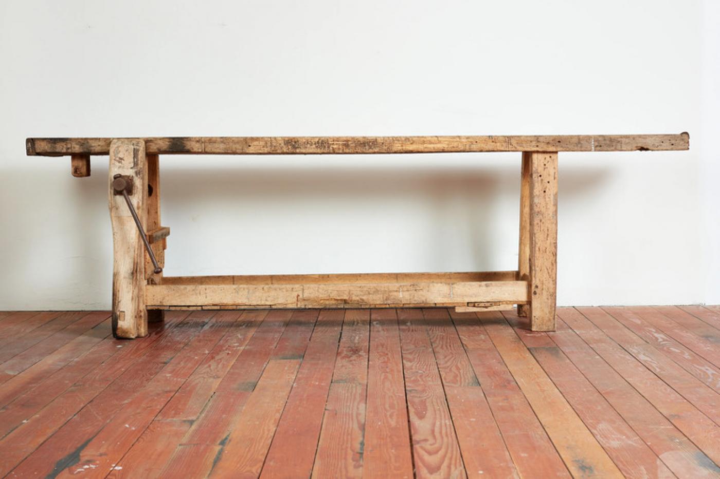 GIANT WORKBENCH CONSOLE