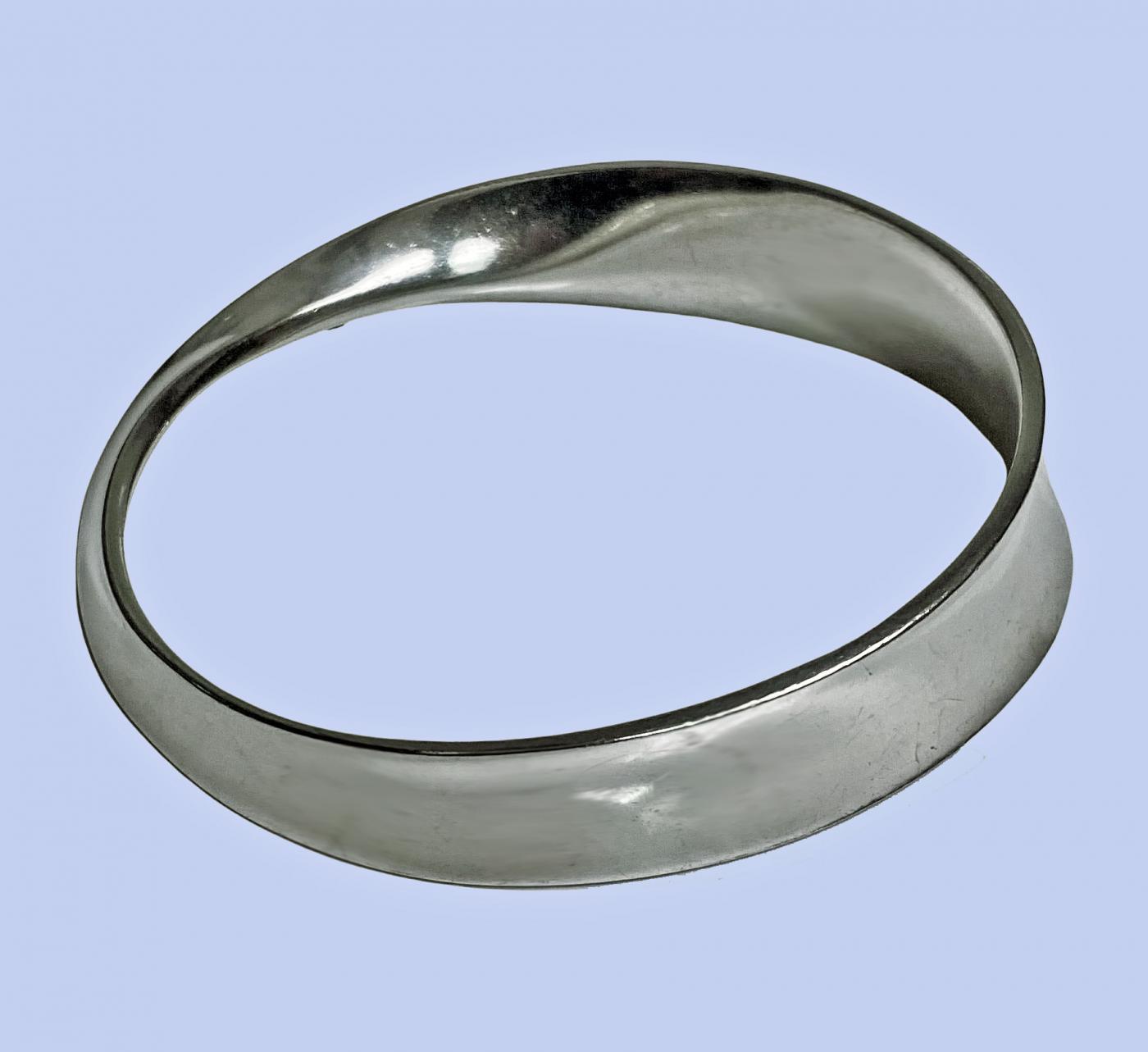 Georg Jensen - Georg Jensen Torun Bulow-Hube Sterling Mobius Bangle Denmark