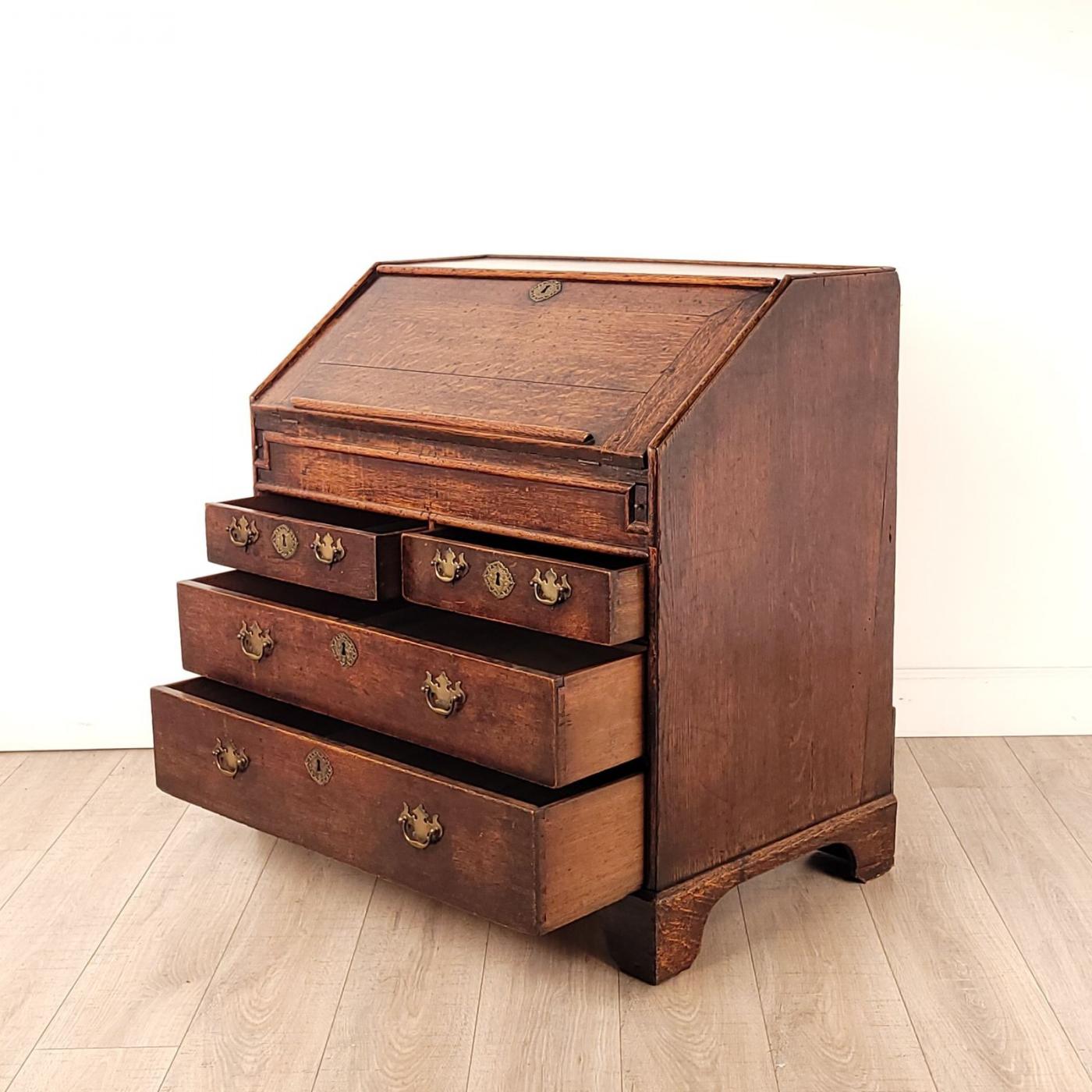 George II Oak English Slant Front Desk with Bible Drawer, circa 1730