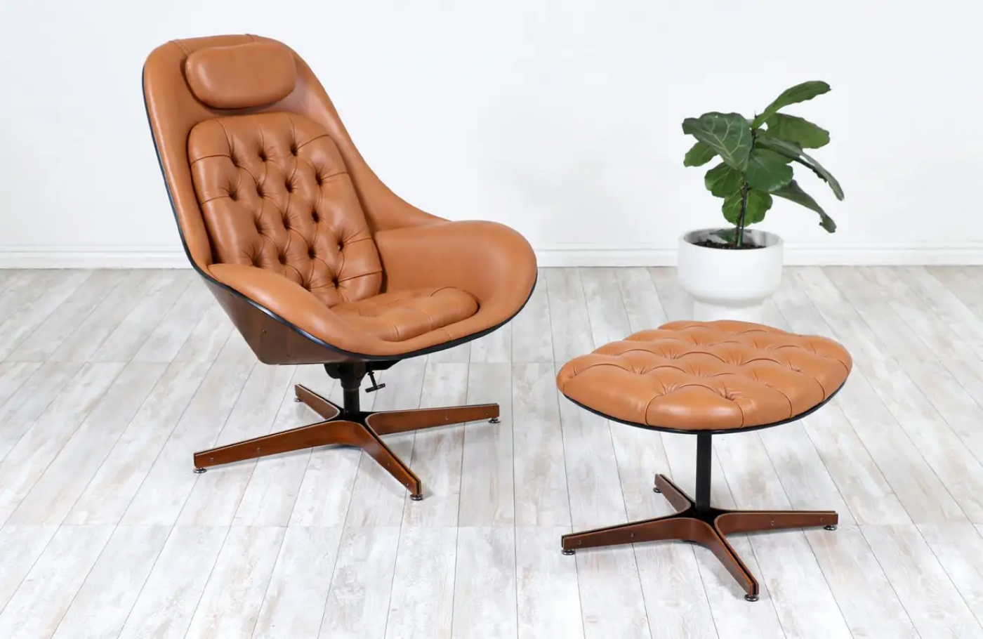 George Mulhauser - George Mulhauser Leather & Walnut Swivel Chair with ...