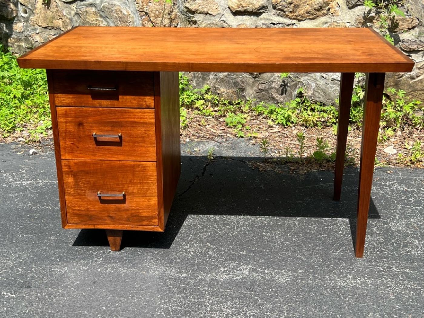 George Nakashima - MID CENTURY NAKASHIMA STYLE DESK
