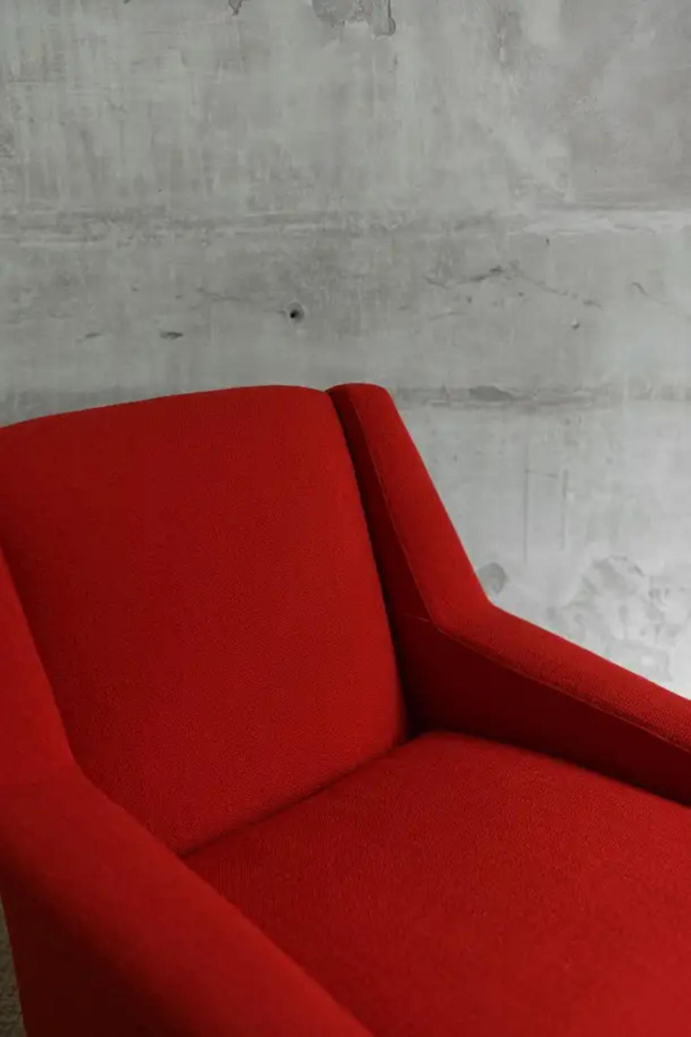 Gio Ponti - Pair of Red Armchairs In The Style of Gio Ponti, 1950s