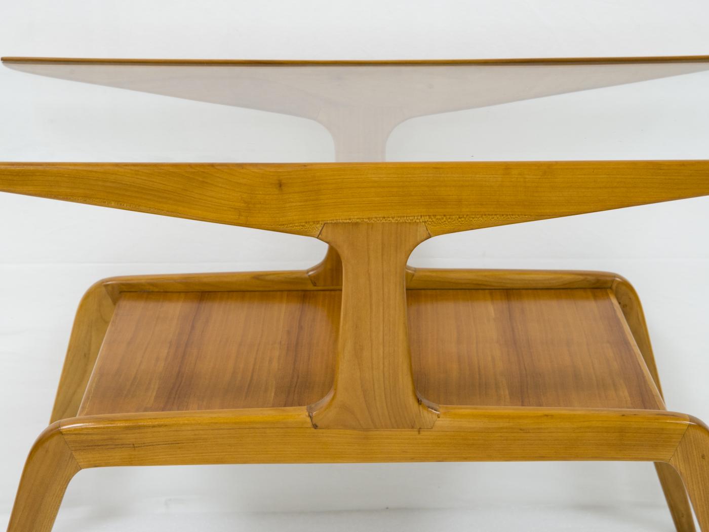 Gio Ponti - Side table in wood and glass, by Gio Ponti, circa 1950
