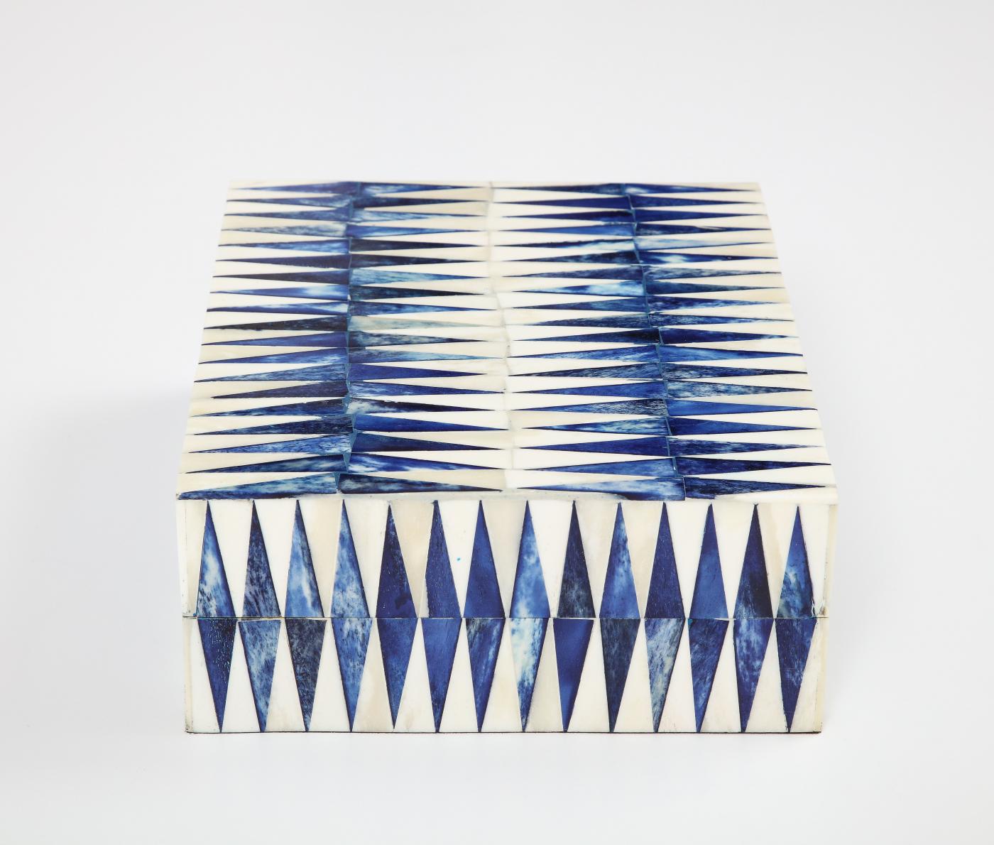 Graphic Pattern Blue/Natural Bone Box