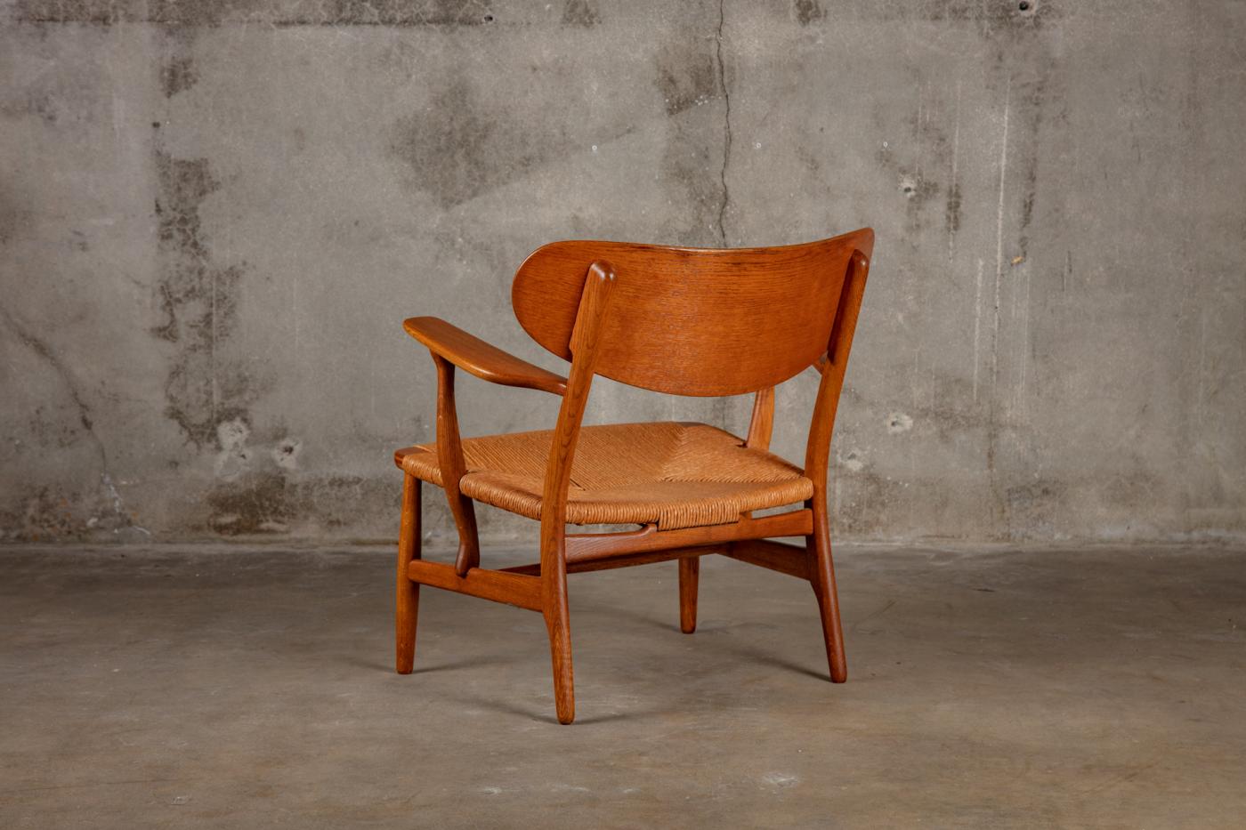 HANS WEGNER CHAIR