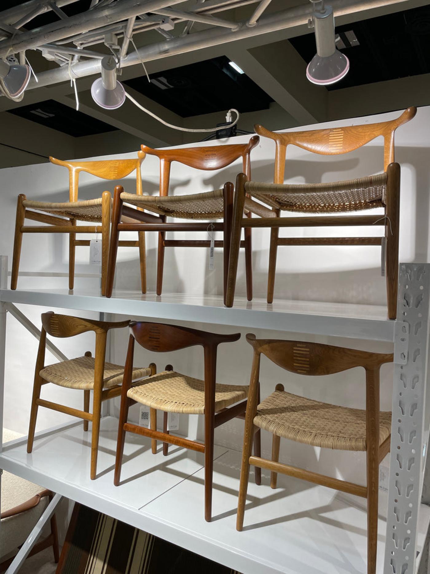Hans Wegner - Rare Set of 4 Cow Horn Chairs in Oak by Hans J. Wegner ...