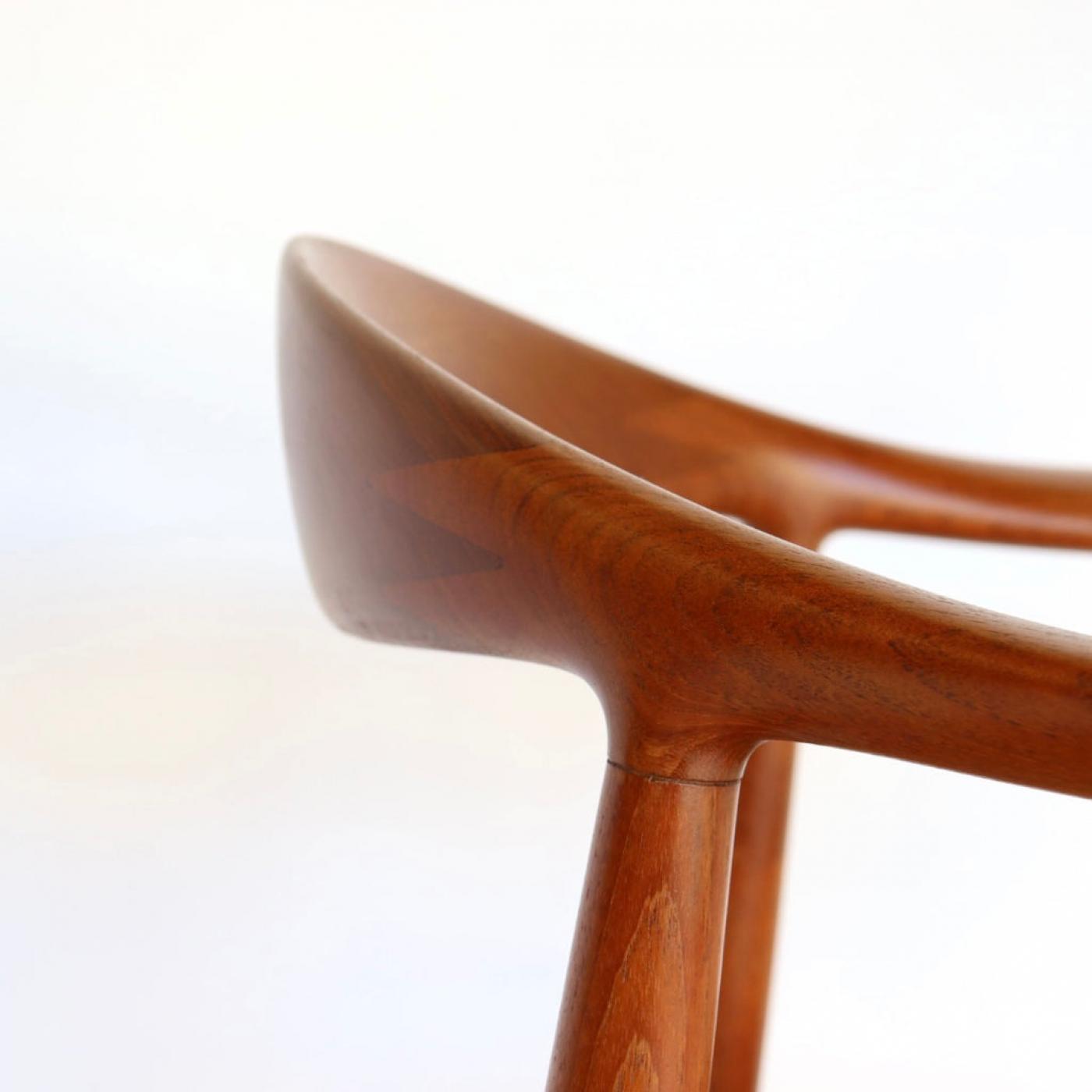 Hans Wegner - Round Chair by Hans J. Wegner Model JH-503 with Honey leather seats