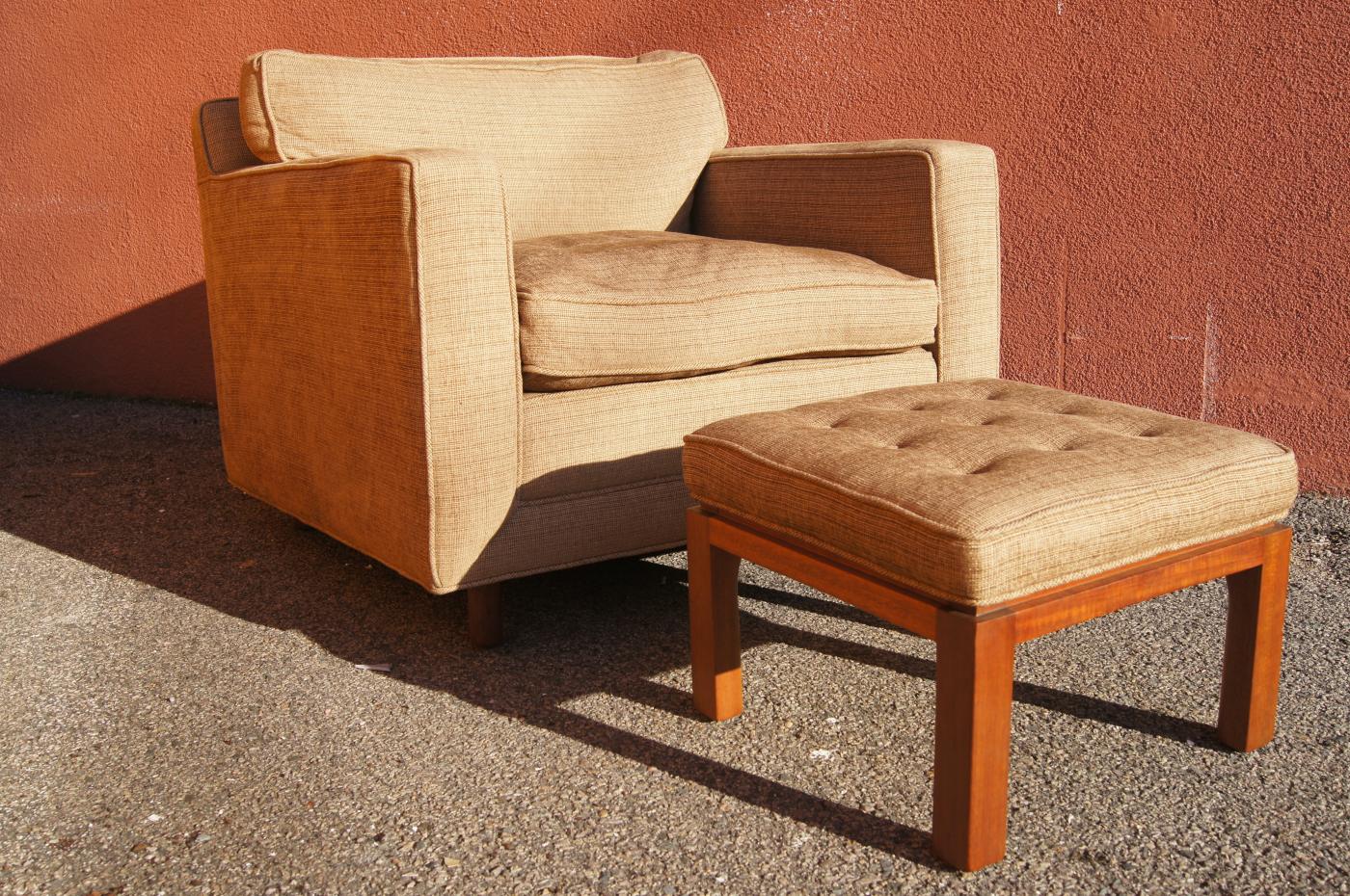 Harvey Probber - Mid-Century Club Chair and Ottoman by Harvey Probber