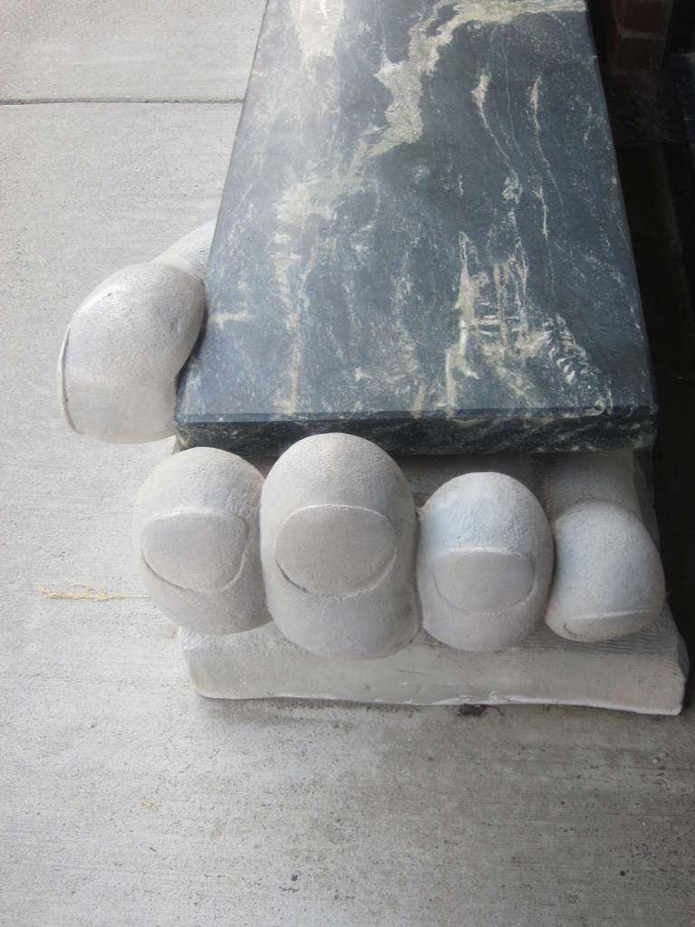 'Helping Hands' Bench / Sculpture