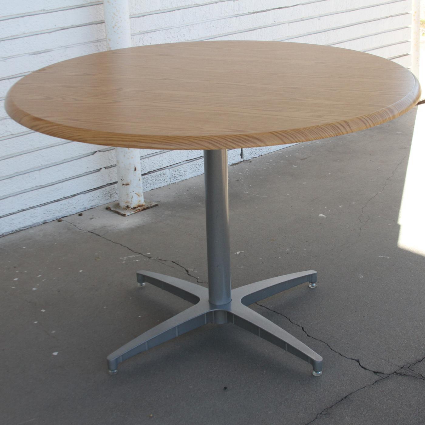 Herman Miller - 42" round laminate table
